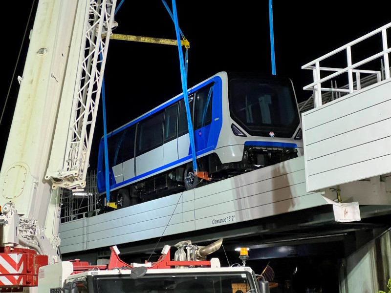 New Blue shuttles arrive at TPA’s Airside A