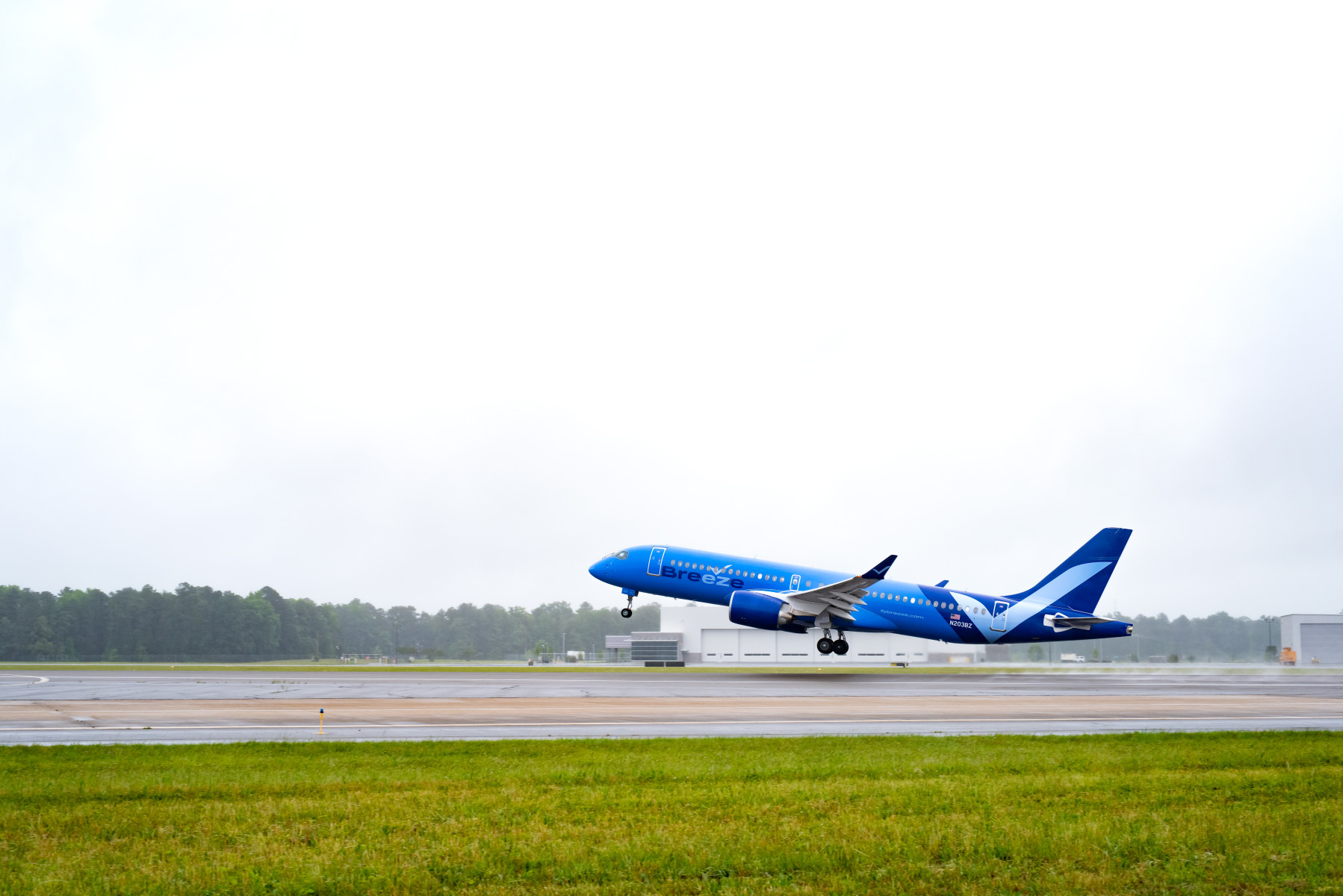 Breeze adding TPA’s first-ever nonstop service to Orange County, California