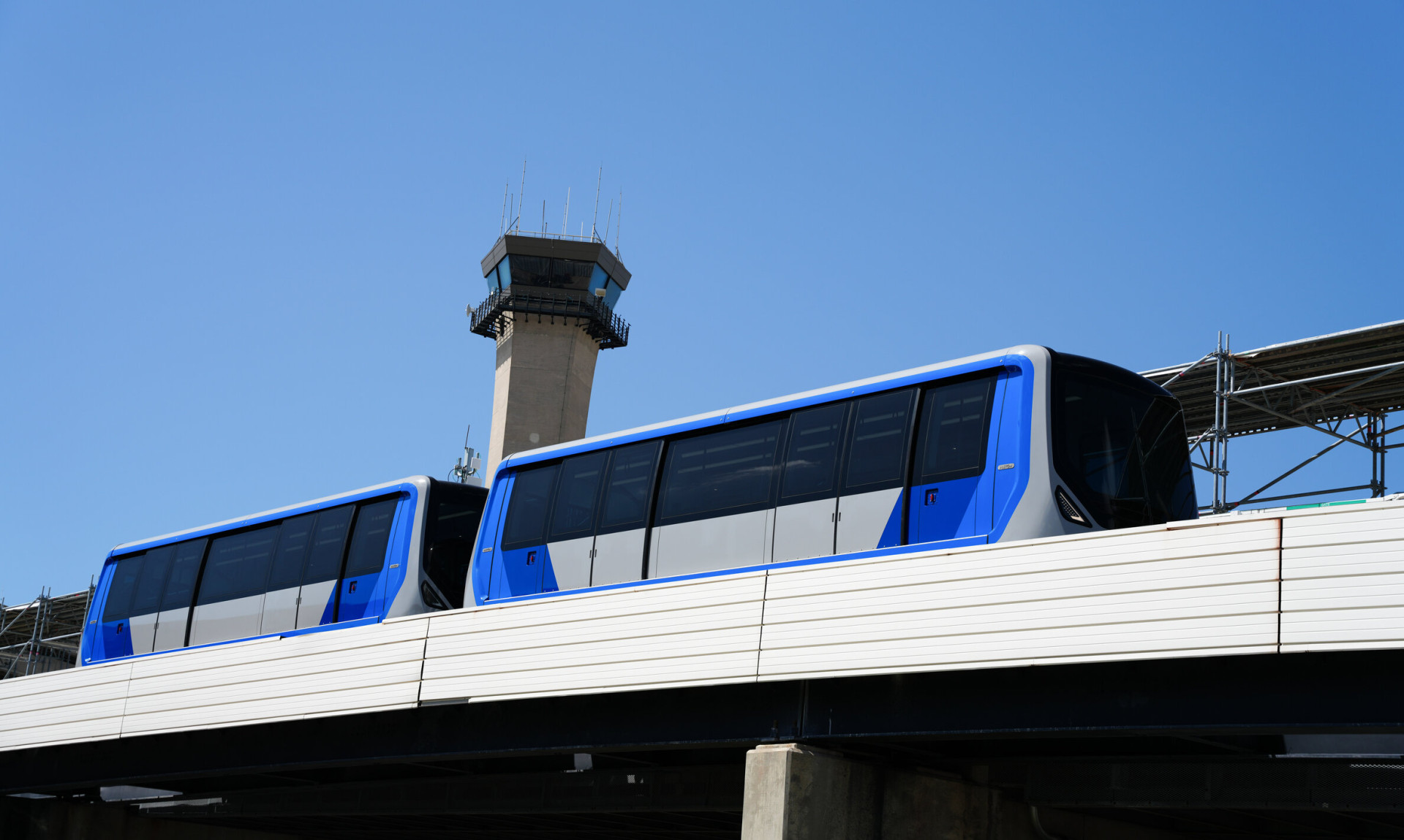 TPA starts up new Blue Shuttles at Airsides A and C