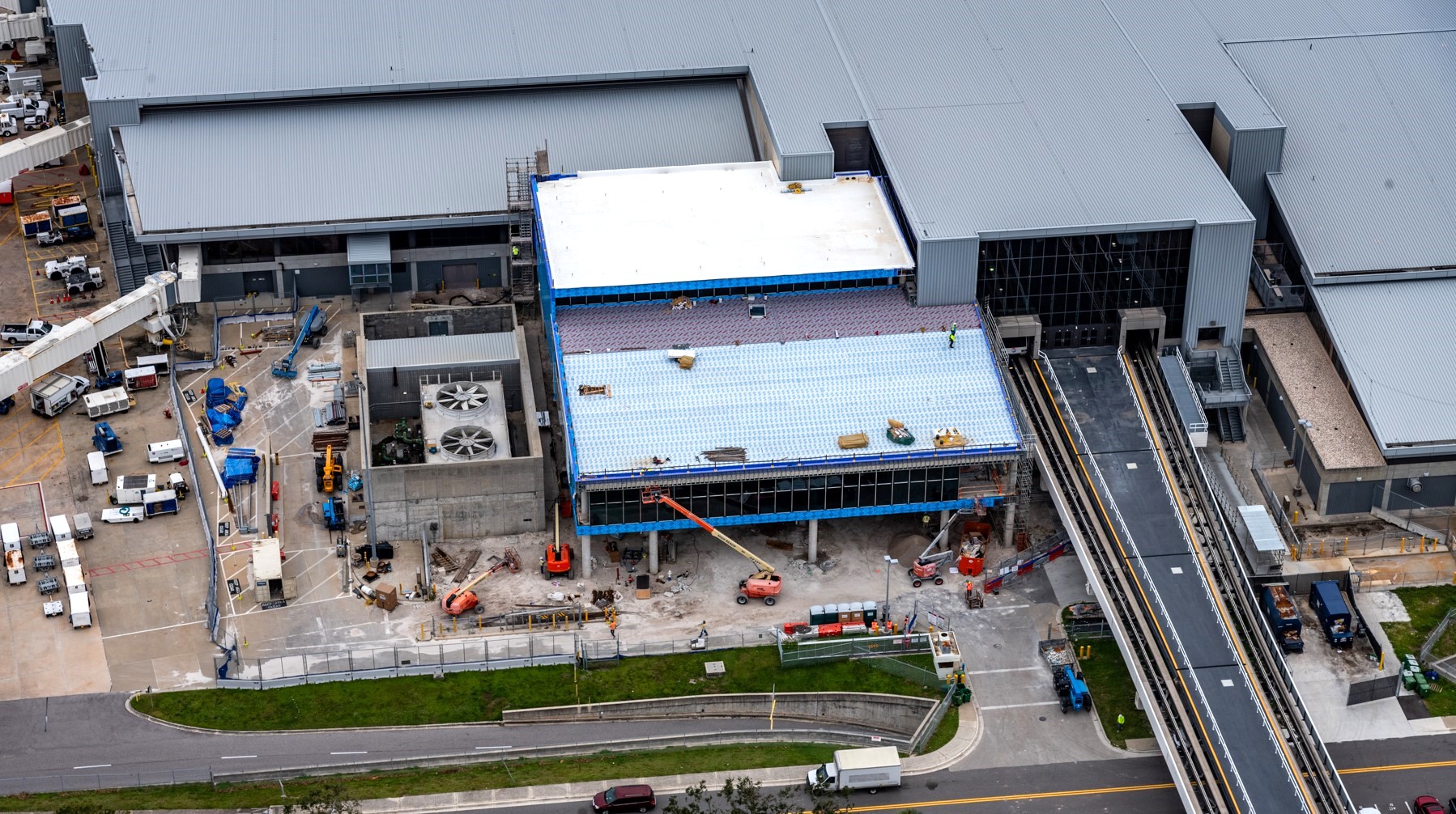 Security checkpoint project continues to grow at Airsides A and E