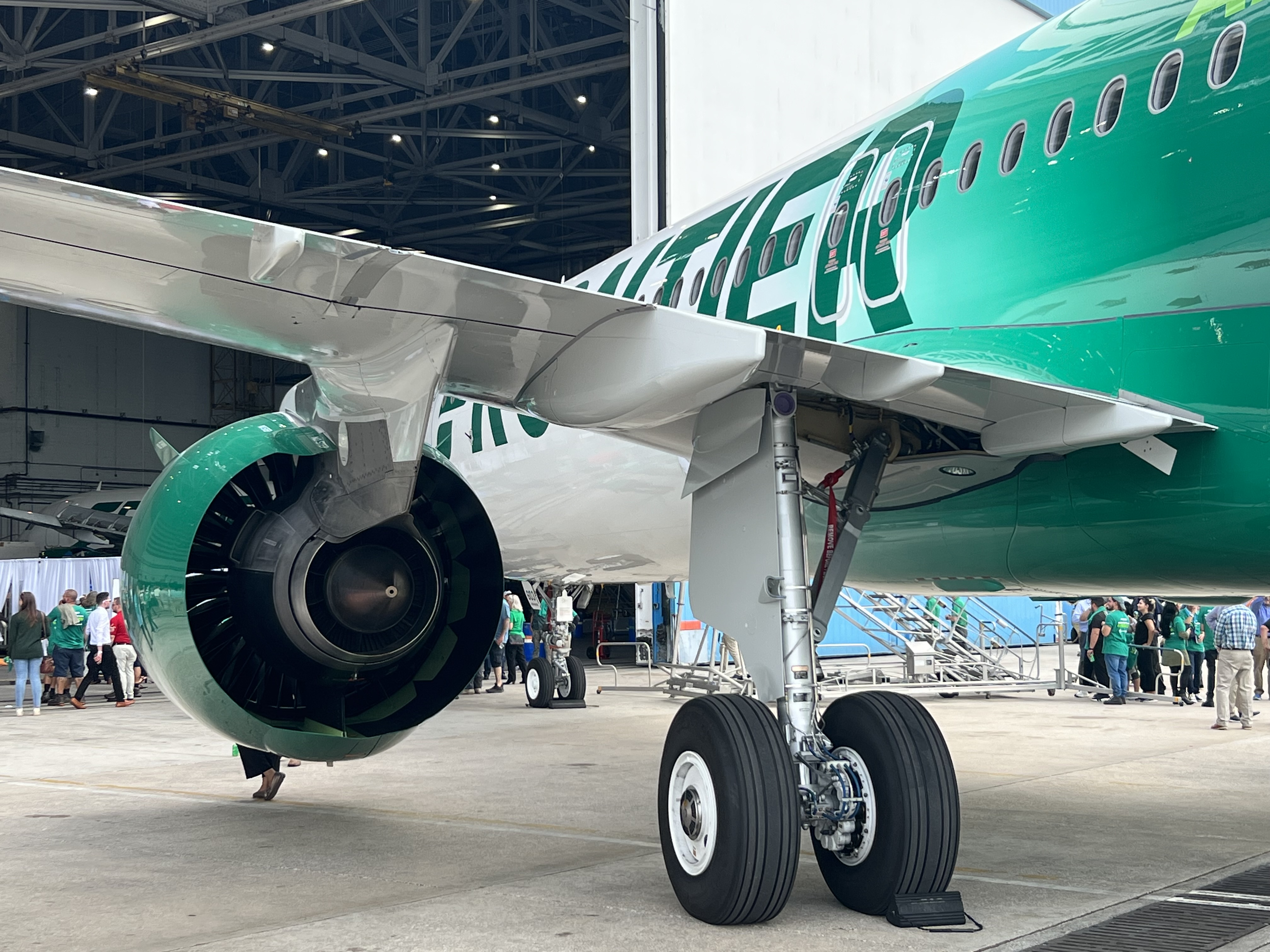 Frontier unveils new Airbus A321neo with fuel-efficient Pratt & Whitney ...