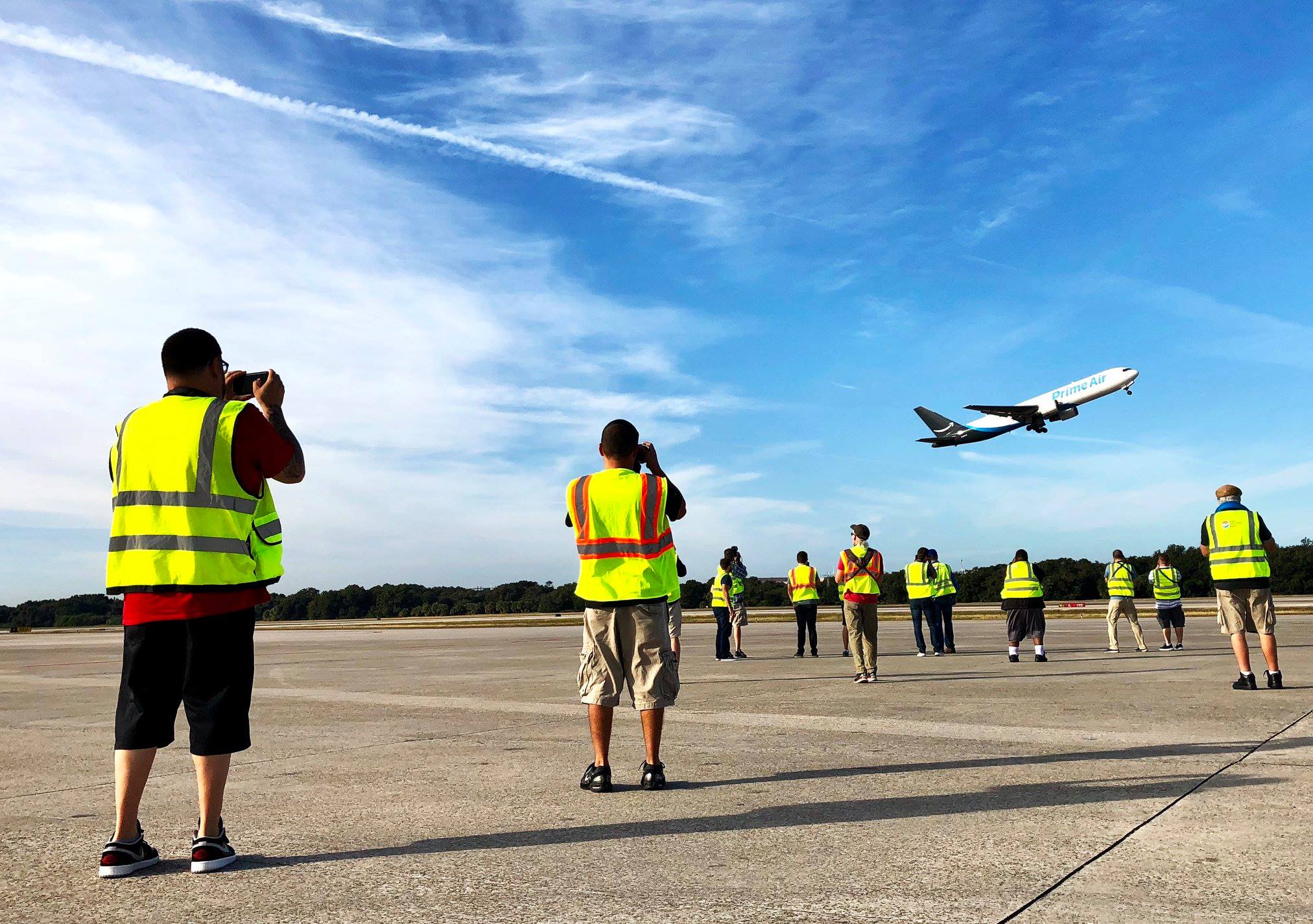 TPA celebrates planespotters with fourth annual Plane Spotting Tour