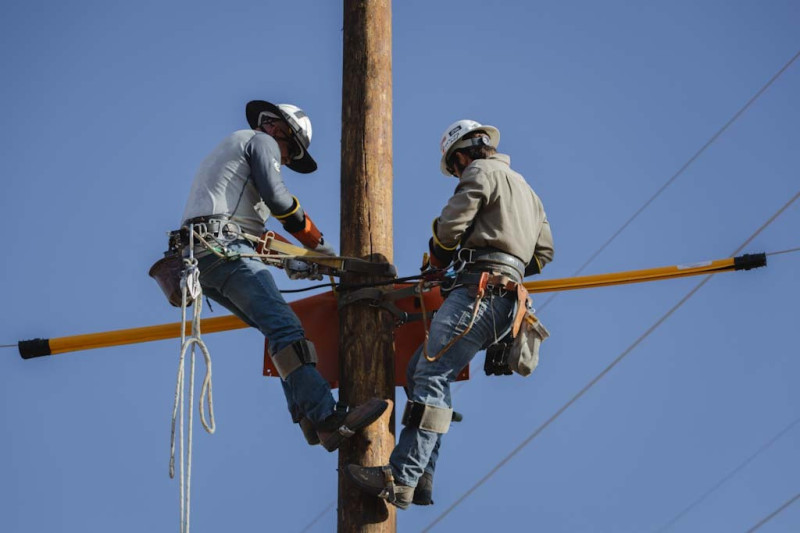 SRP Apprentices, Linemen to Compete in Prestigious International ...