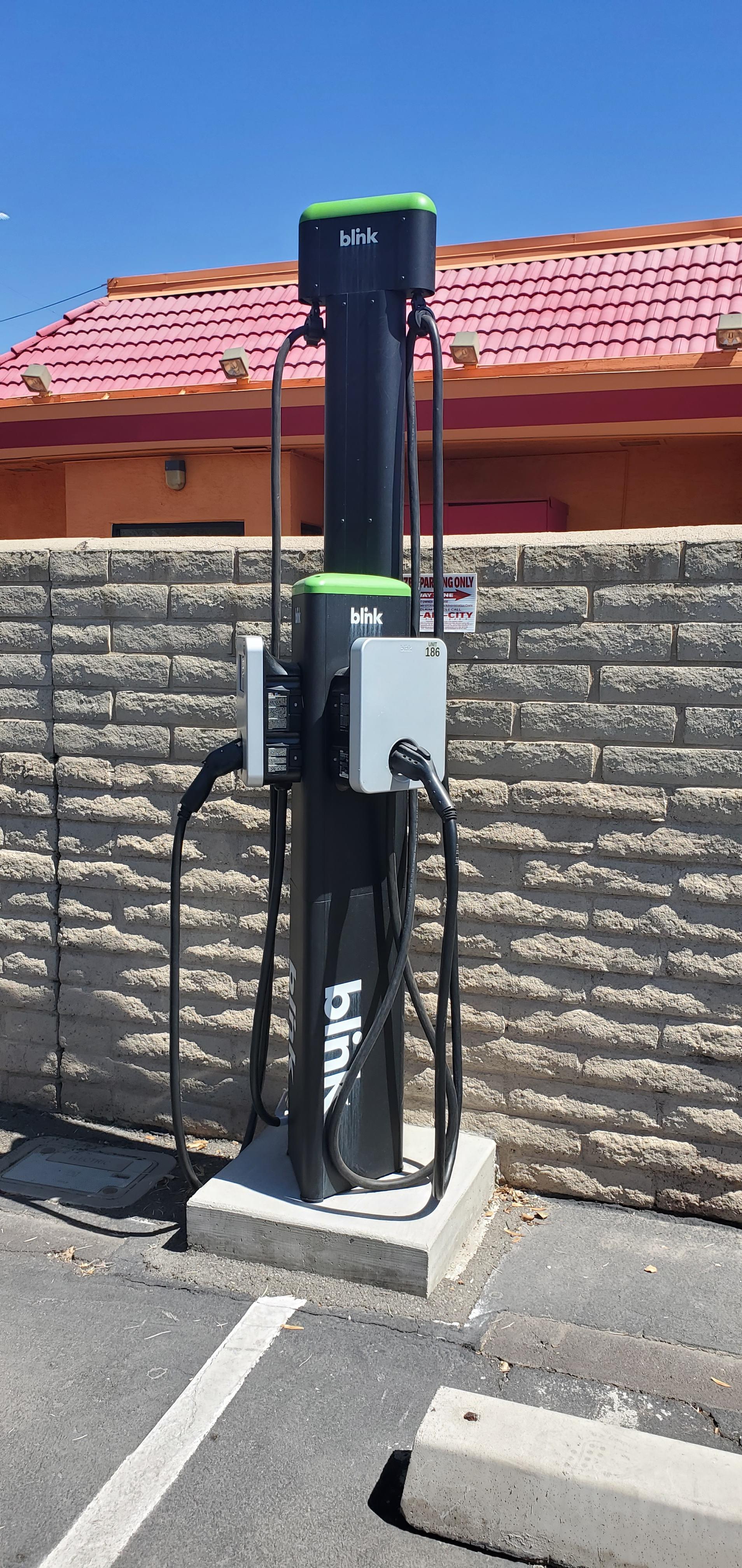 SRP Boosts City of Phoenix’s Effort to Install Electric Vehicle ...