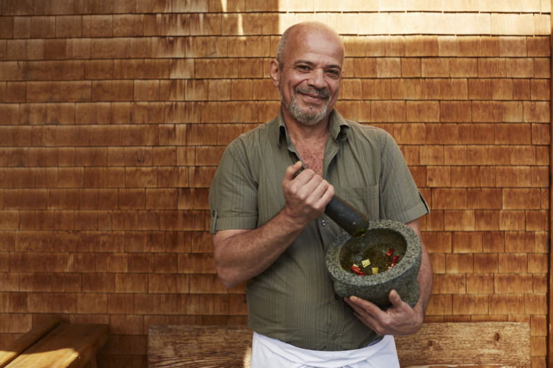 Experience top cuisine & cooking classes in sustainable hote