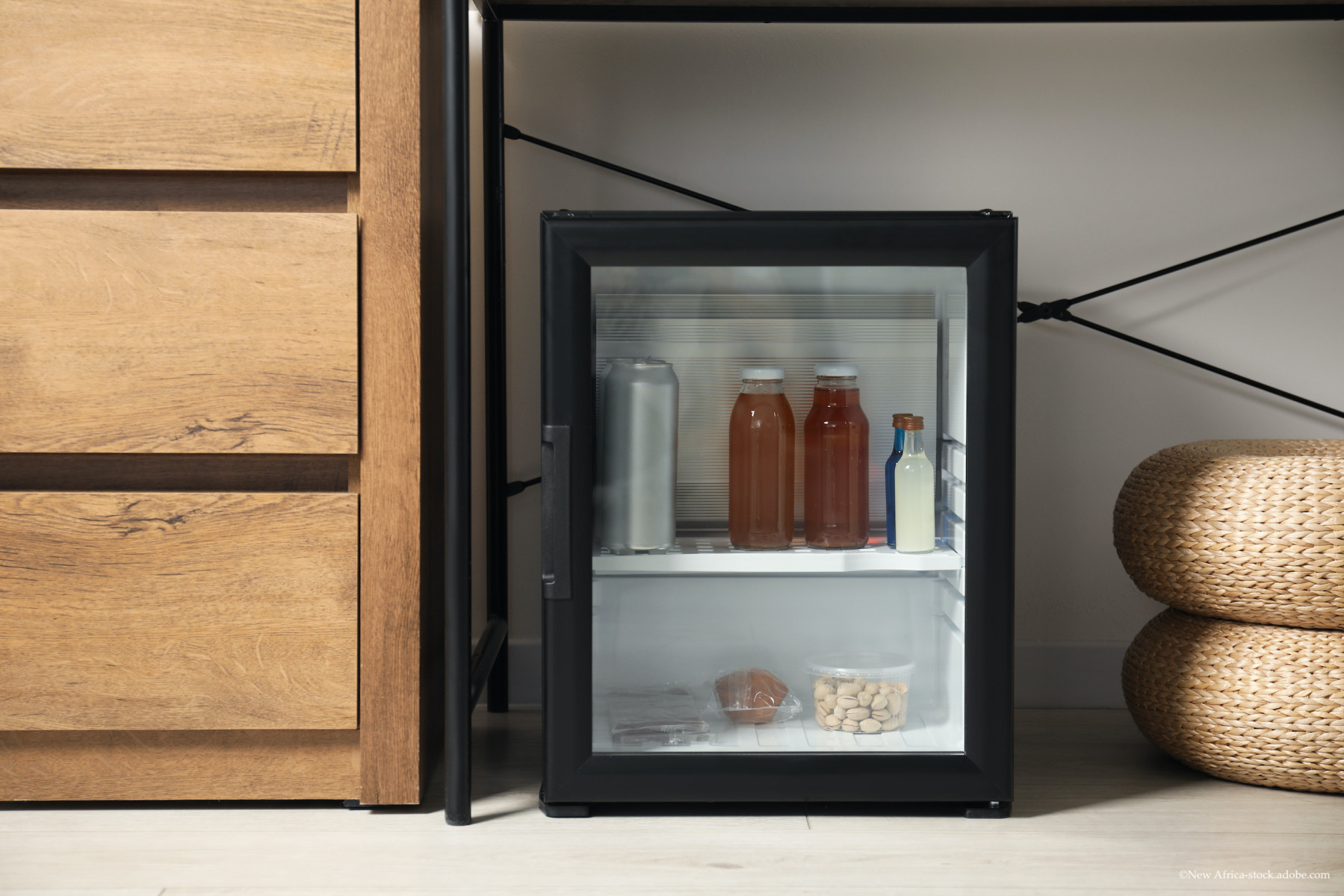 Minibars in Green Hotel Rooms: Outdated or Indispensable?