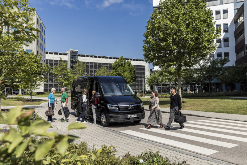 Erster vollelektrischer Reisebus von MAN