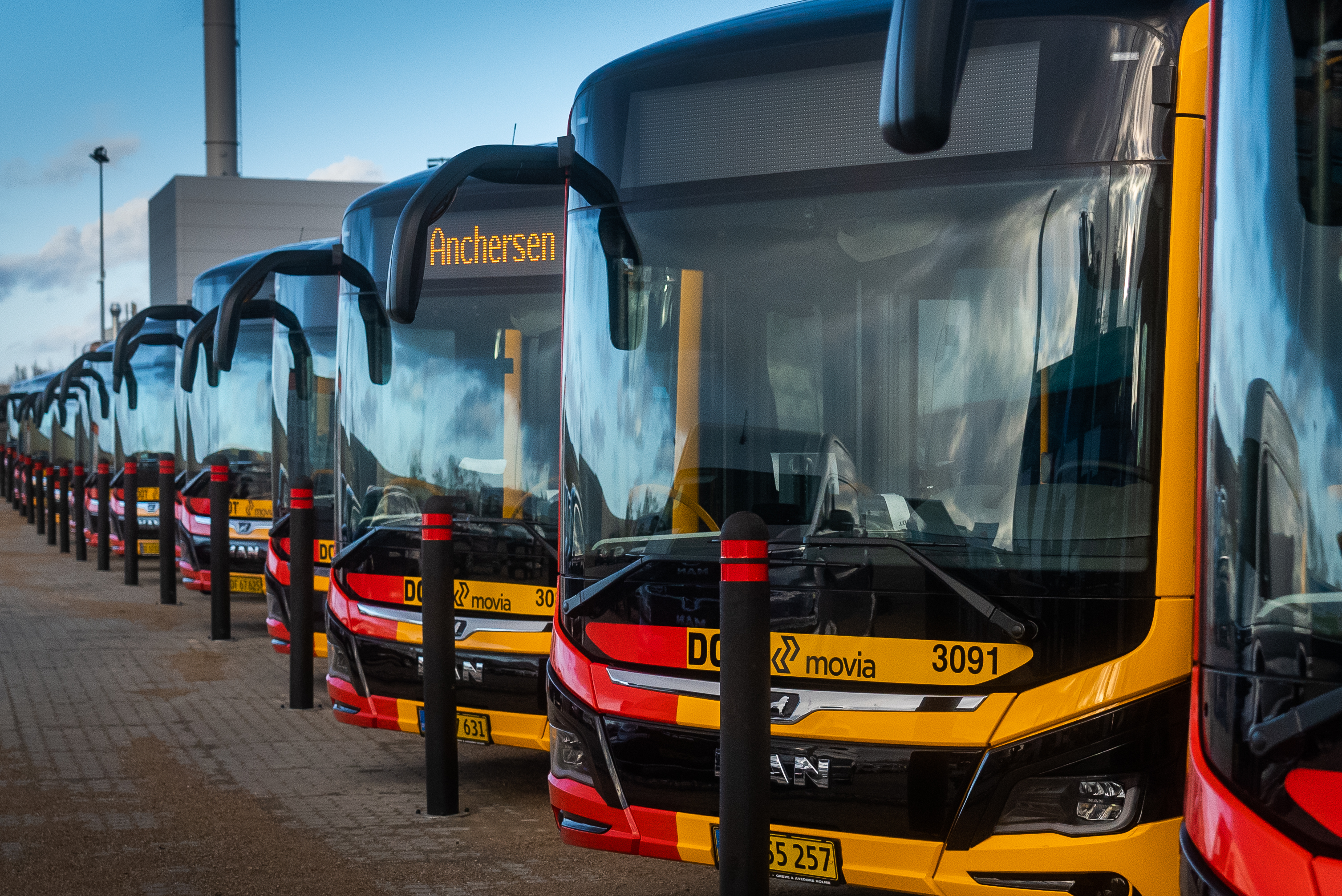 Milestone for sustainable mobility - 1,000 MAN electric buses produced