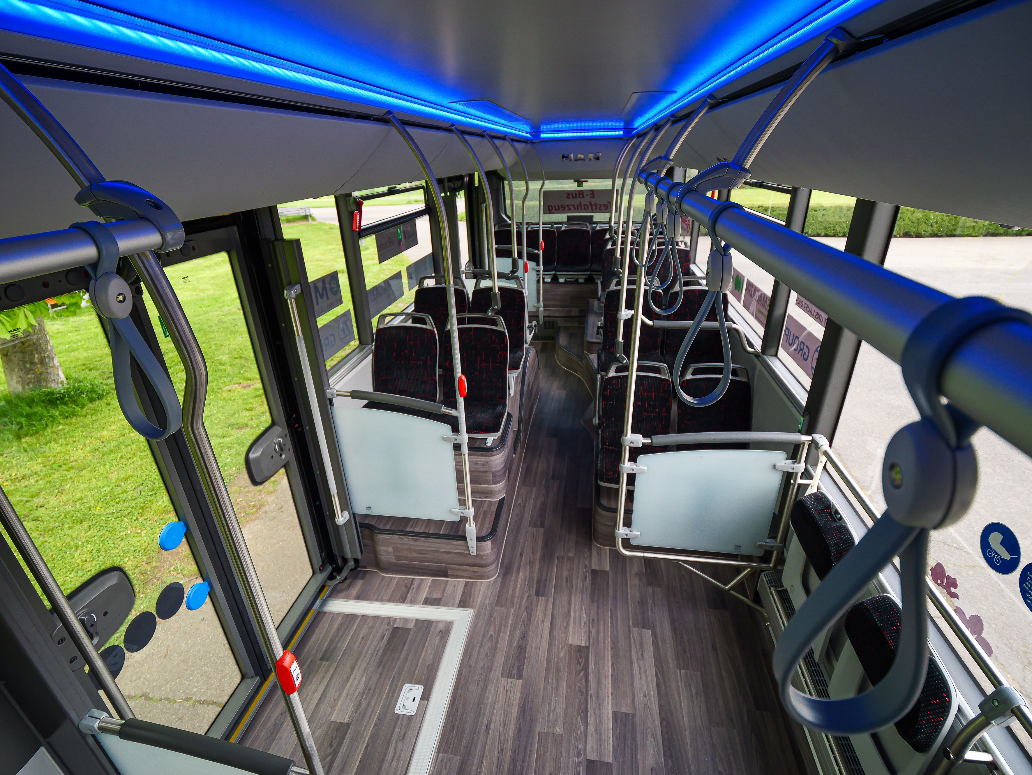 Award-winning sustainability: MAN Lion's City 10 E is "Sustainable Bus ...