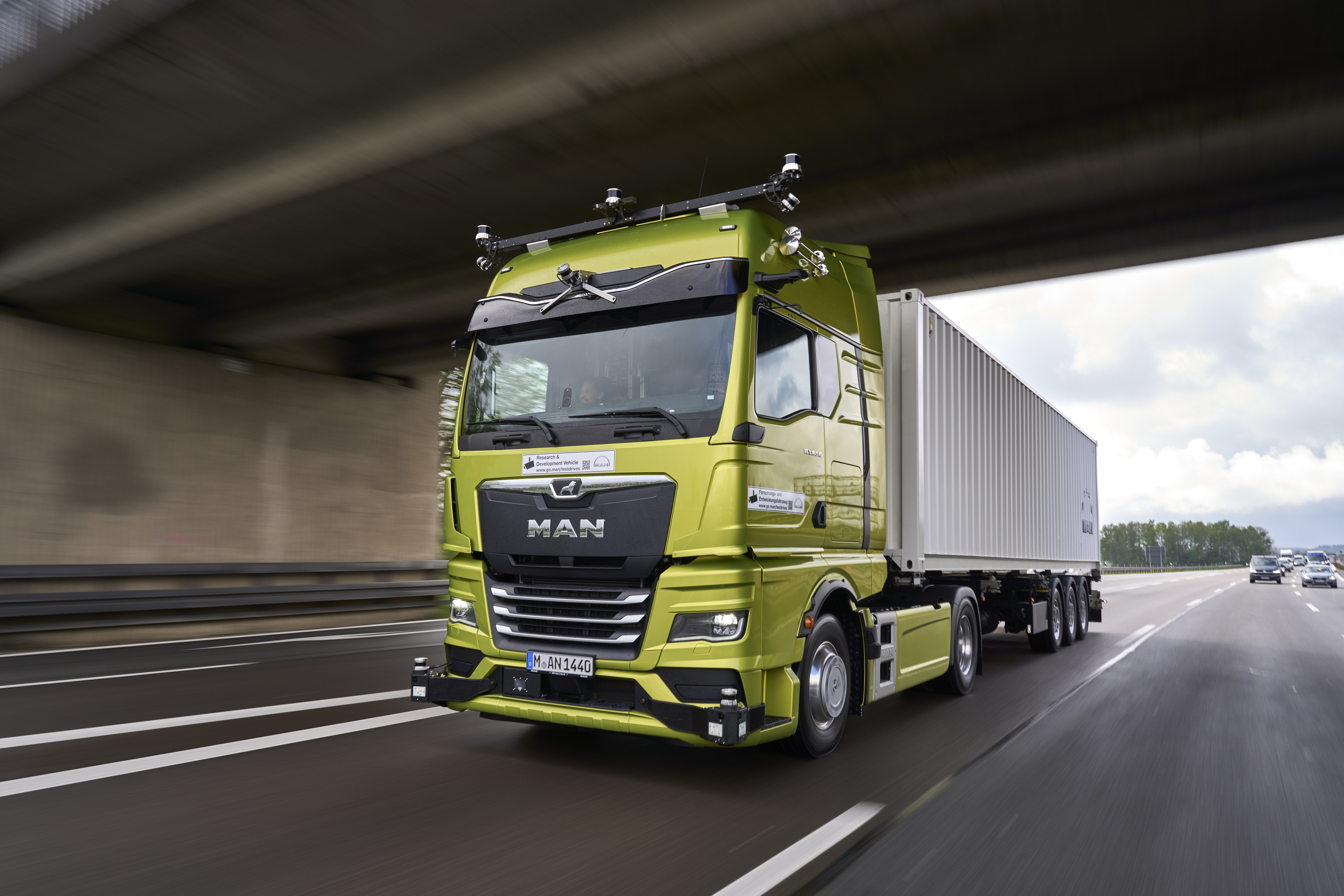 MAN: First autonomous truck on the motorway