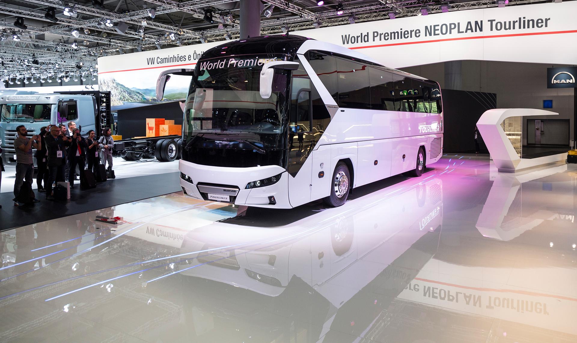 The NEOPLAN Tourliner: a fixture on European roads for 20 years