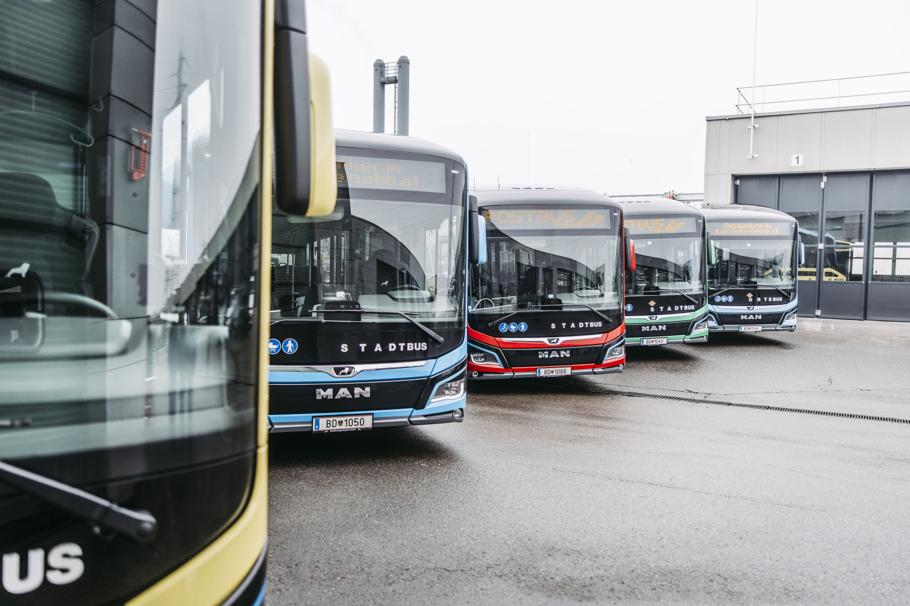 Largest e-bus order in Austria: MAN delivers 63 MAN Lion's City E buses ...