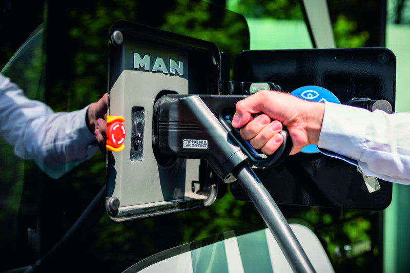 MAN's first fully electric coach