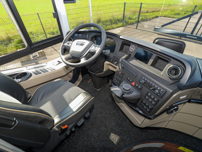 NEOPLAN Skyliner debuts as state-of-the-art “Auwärter Edition”