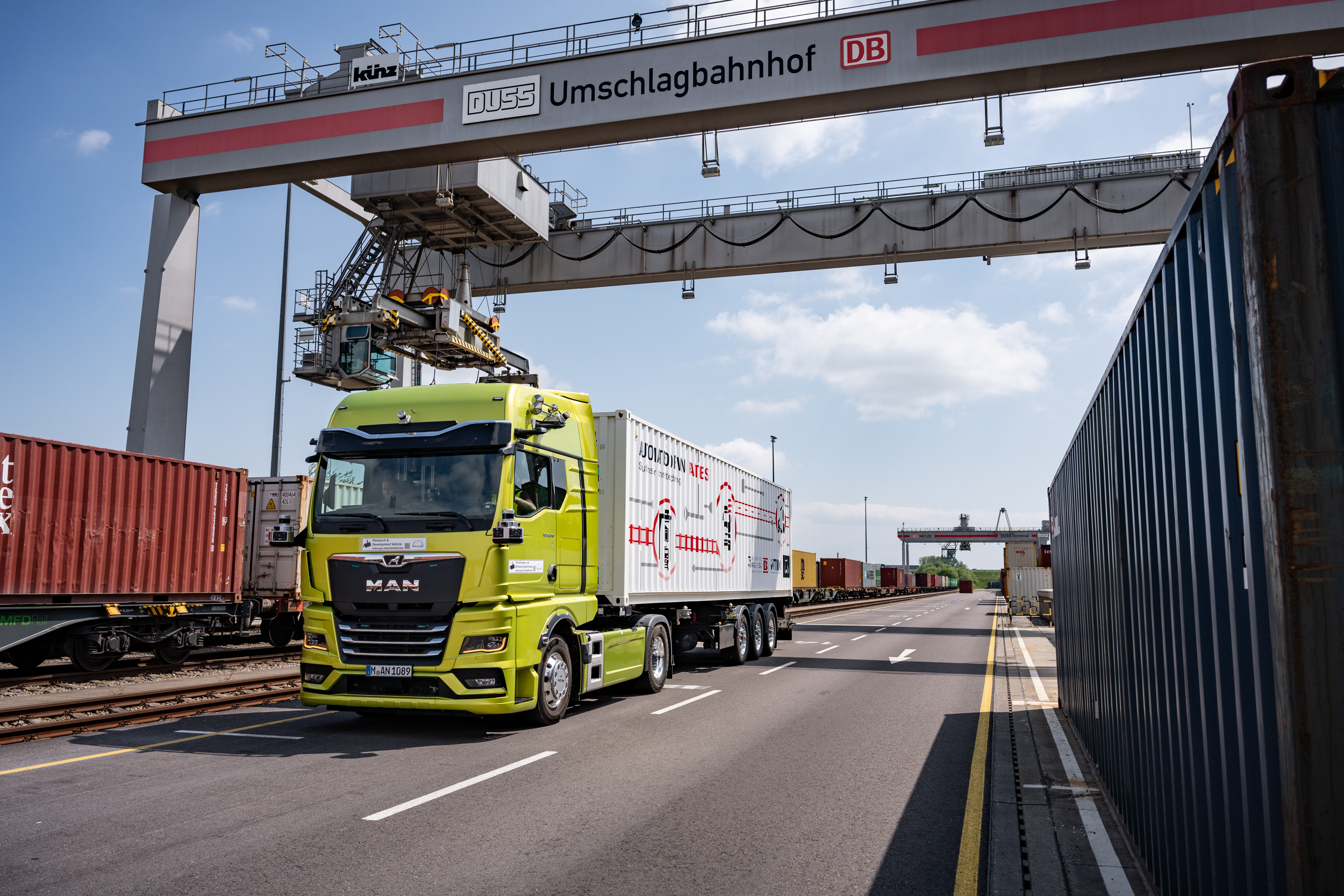 Up to 40 percent more productive: autonomous trucks show great ...