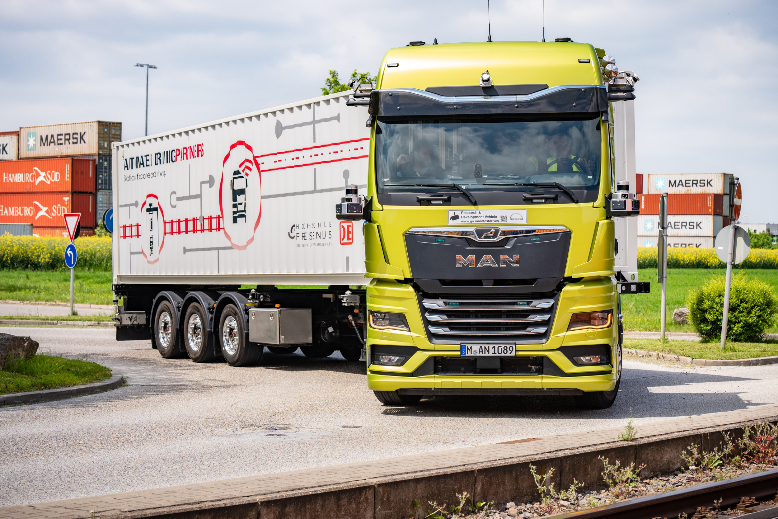 Up to 40 percent more productive: autonomous trucks show great ...