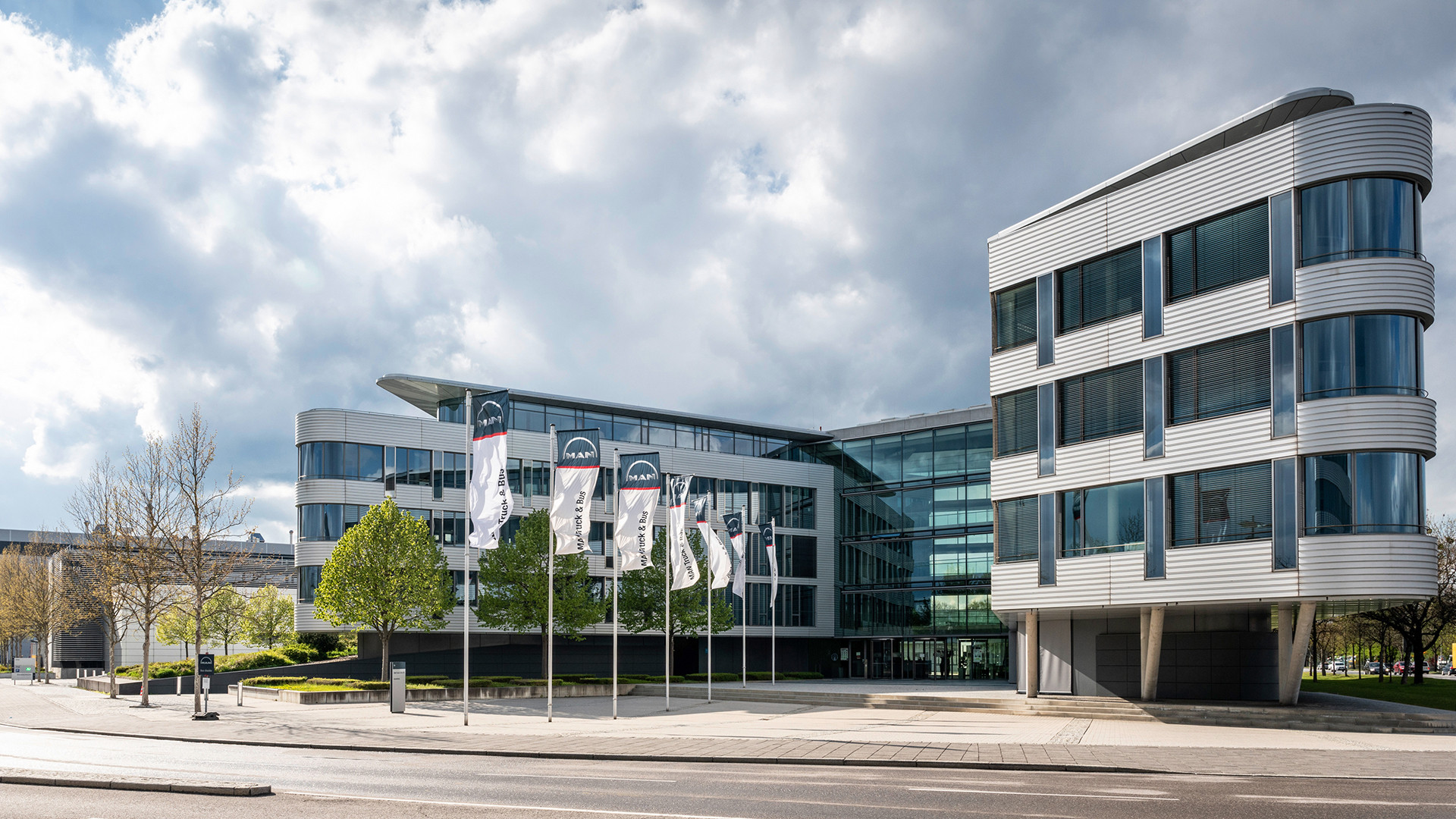Call for check: vehicles with D26 engines Euro 6c standard