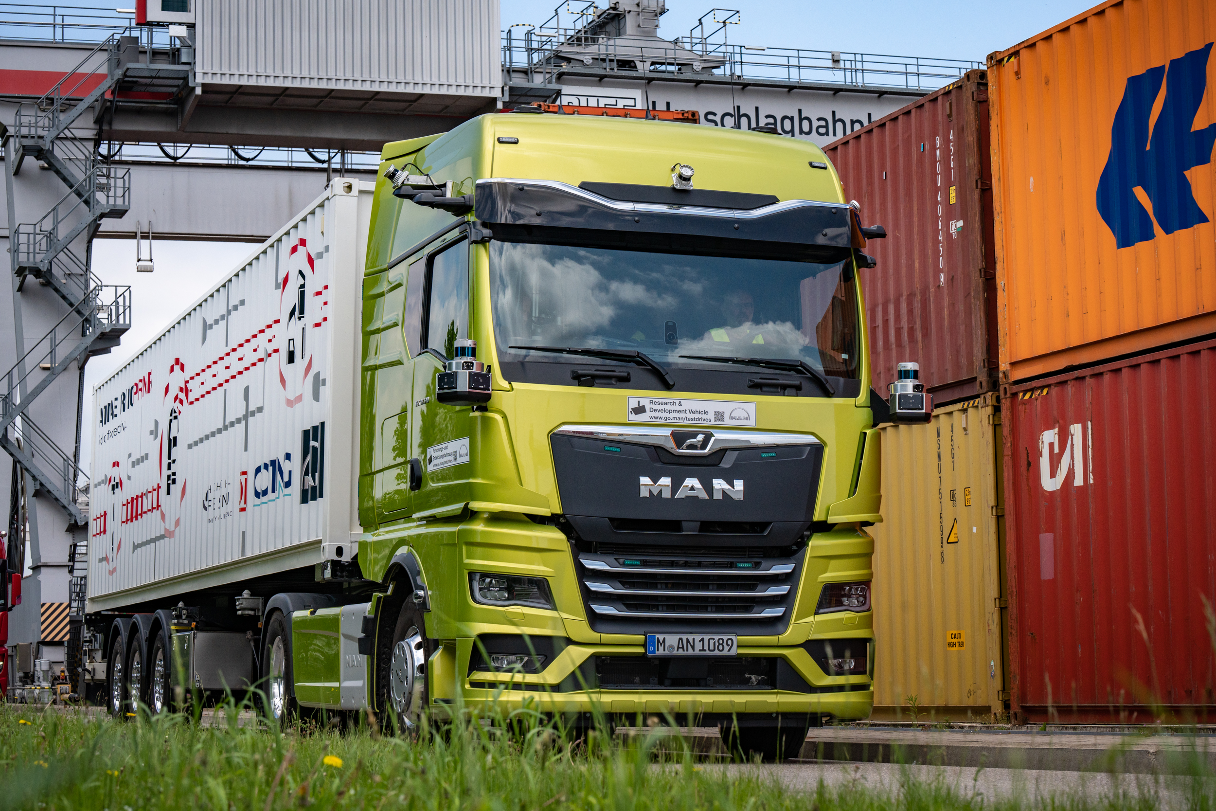 Up to 40 percent more productive: autonomous trucks show great ...