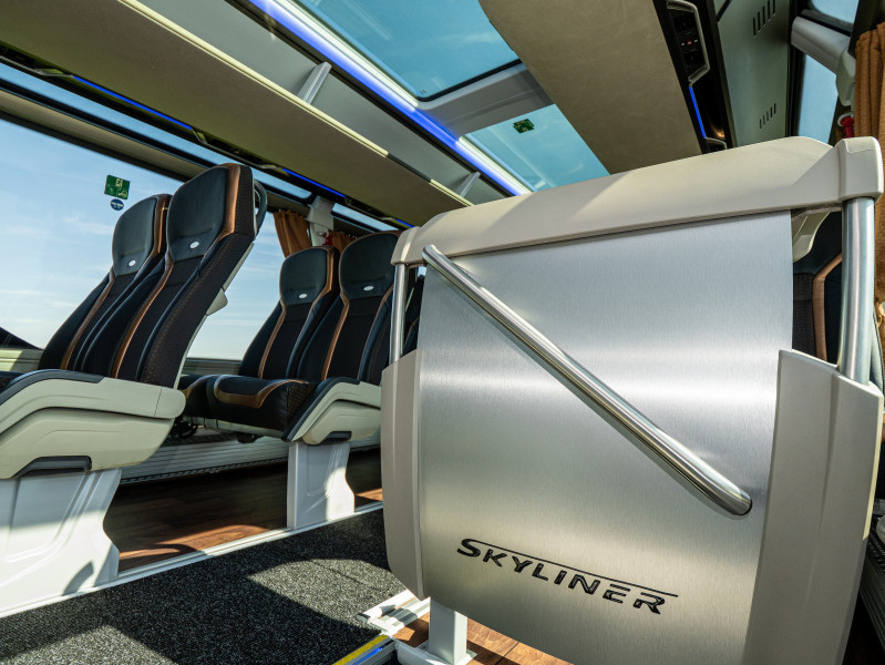 NEOPLAN Skyliner debuts as state-of-the-art “Auwärter Edition”