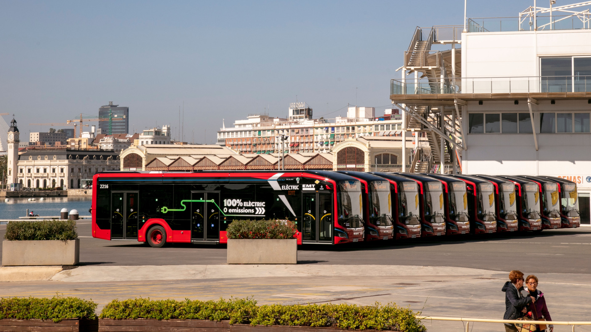 Largest eBus order in Spain: Valencia orders a total of 84 city buses ...