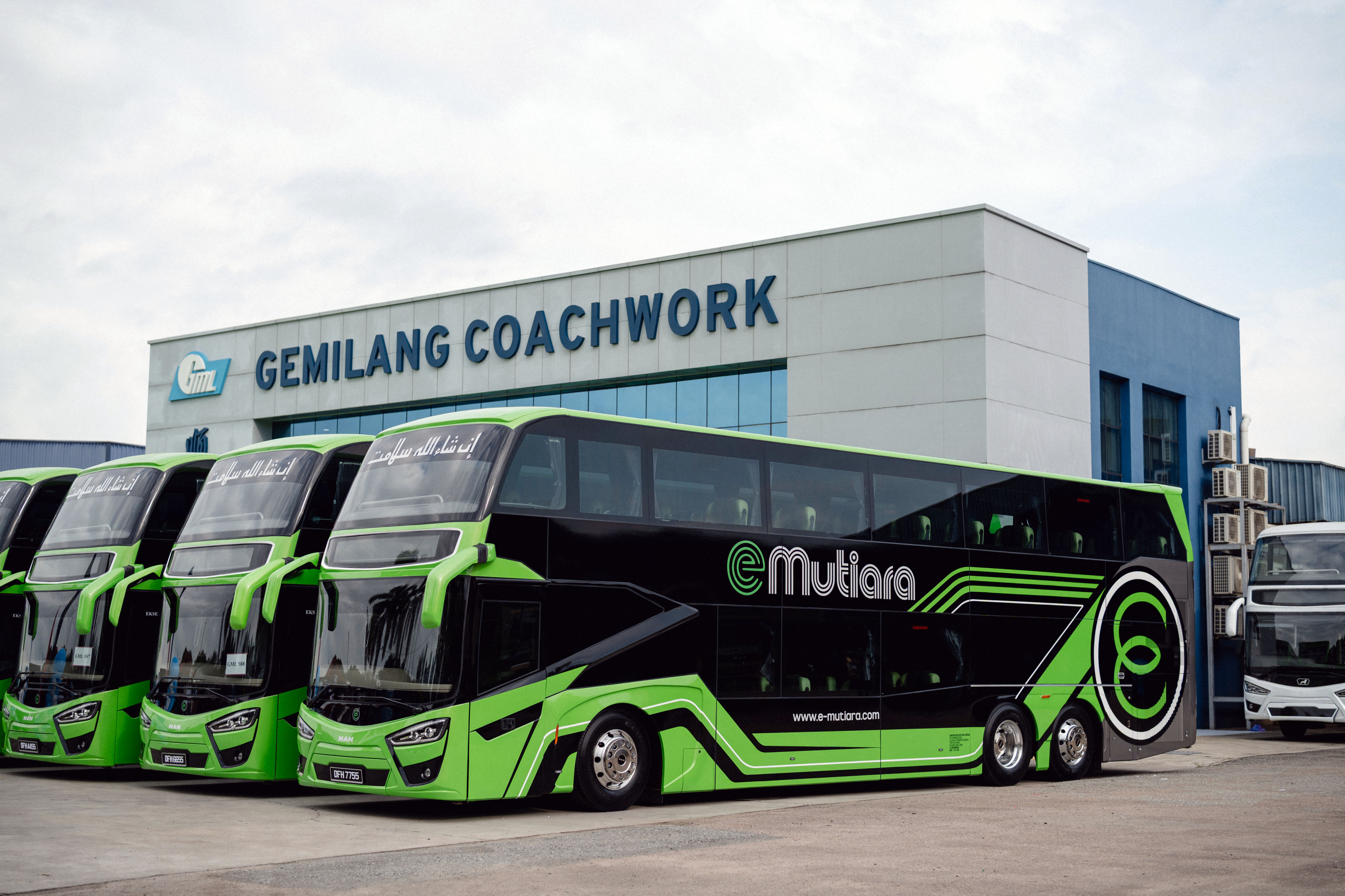 International success: Express bus operator from Malaysia orders 67 ...