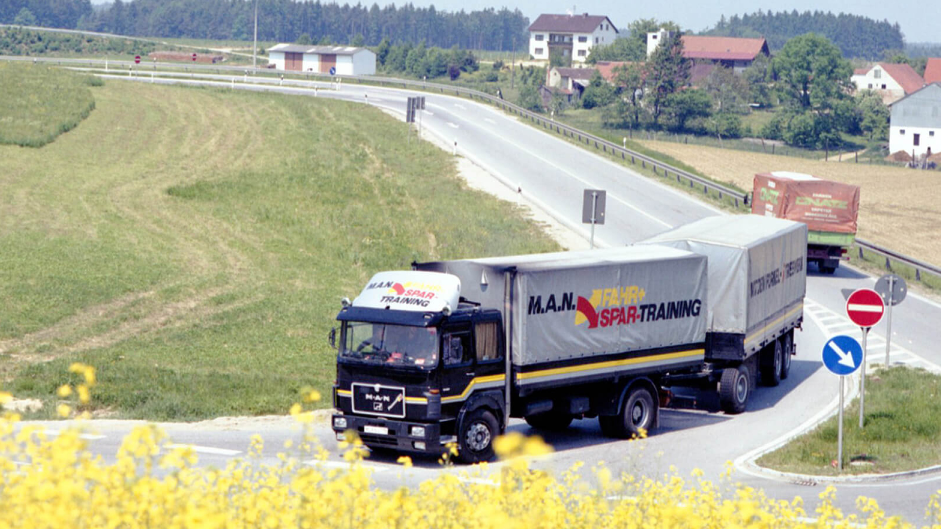 40 years of MAN ProfiDrive: driver training from the experts