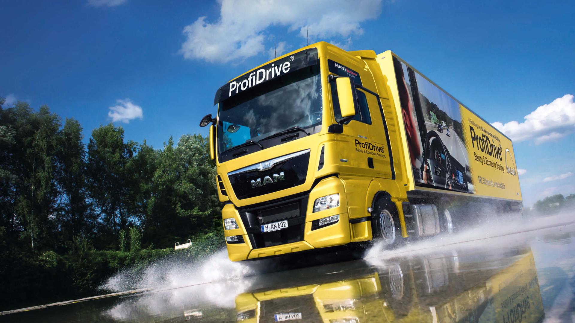 40 years of MAN ProfiDrive: driver training from the experts