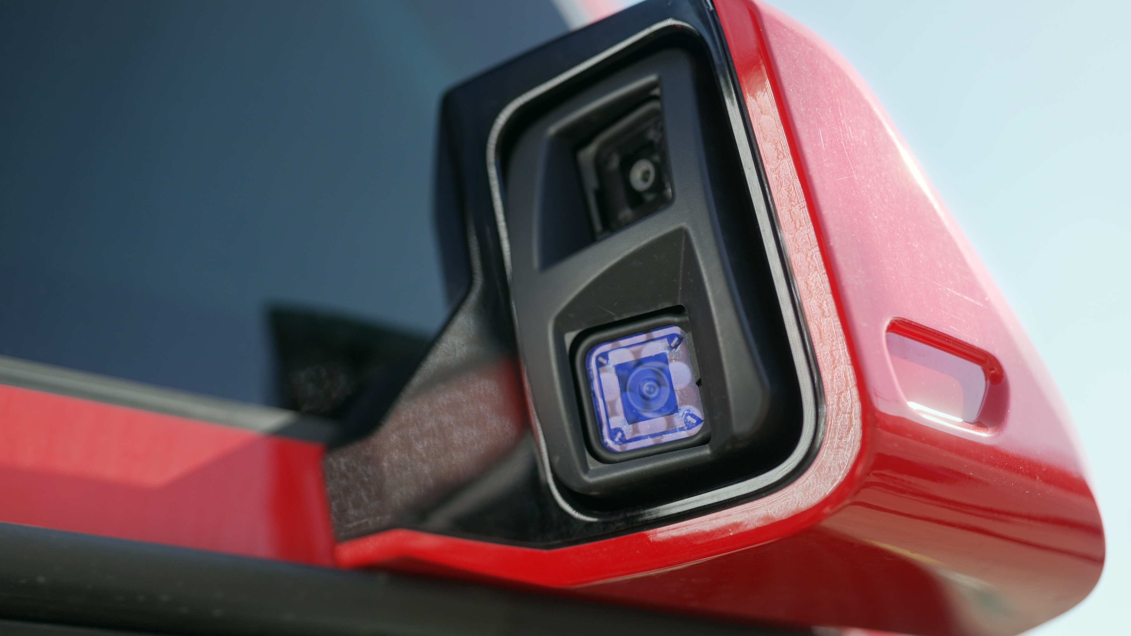 MAN OptiView mirror replacement system now also available for city buses