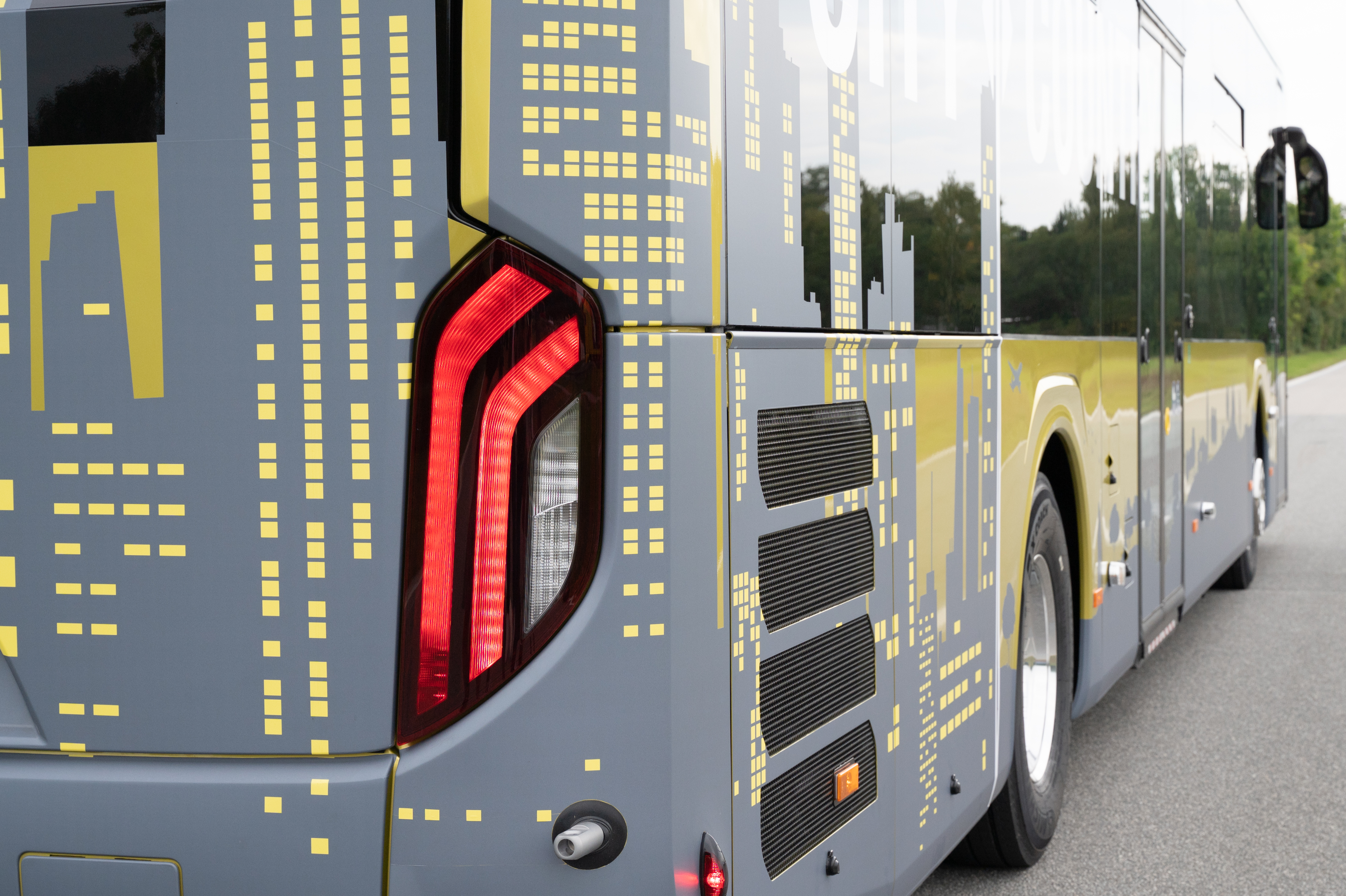 Flexible in City and Intercity use: New MAN Lion's Intercity LE sets ...