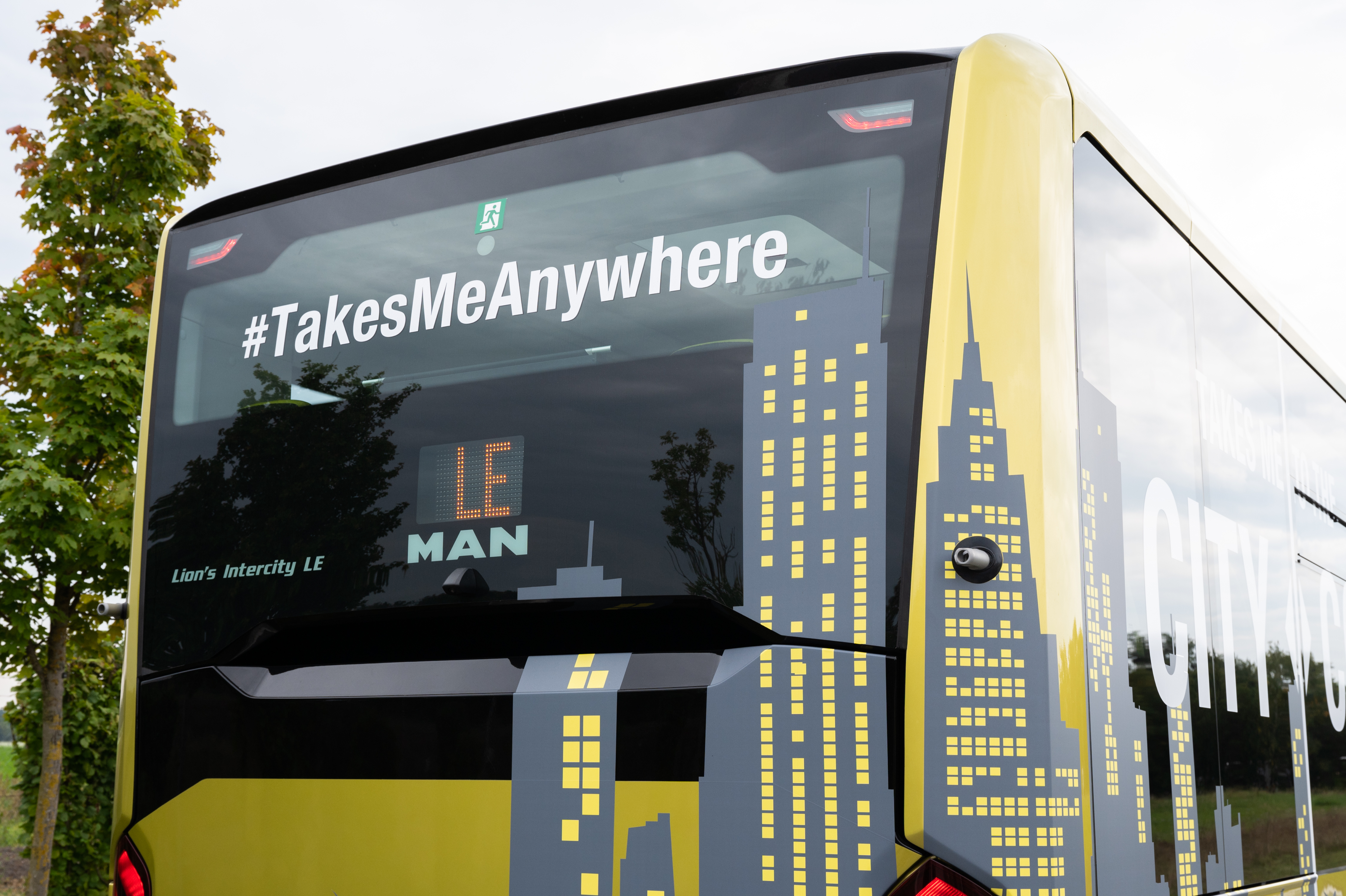 Flexible in City and Intercity use: New MAN Lion's Intercity LE sets ...