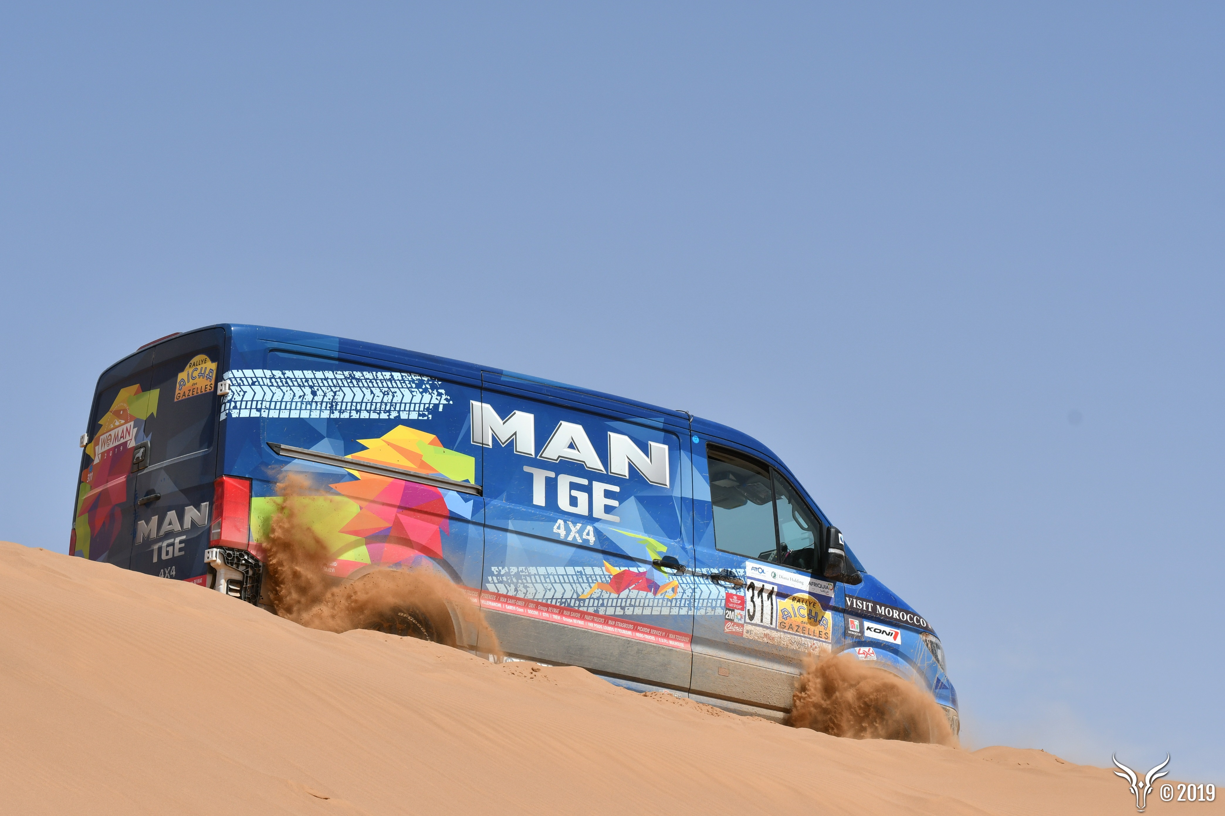 MAN Team mit TGE 4x4 bei der 29. Rallye Aïcha des Gazelles auf dem Podium