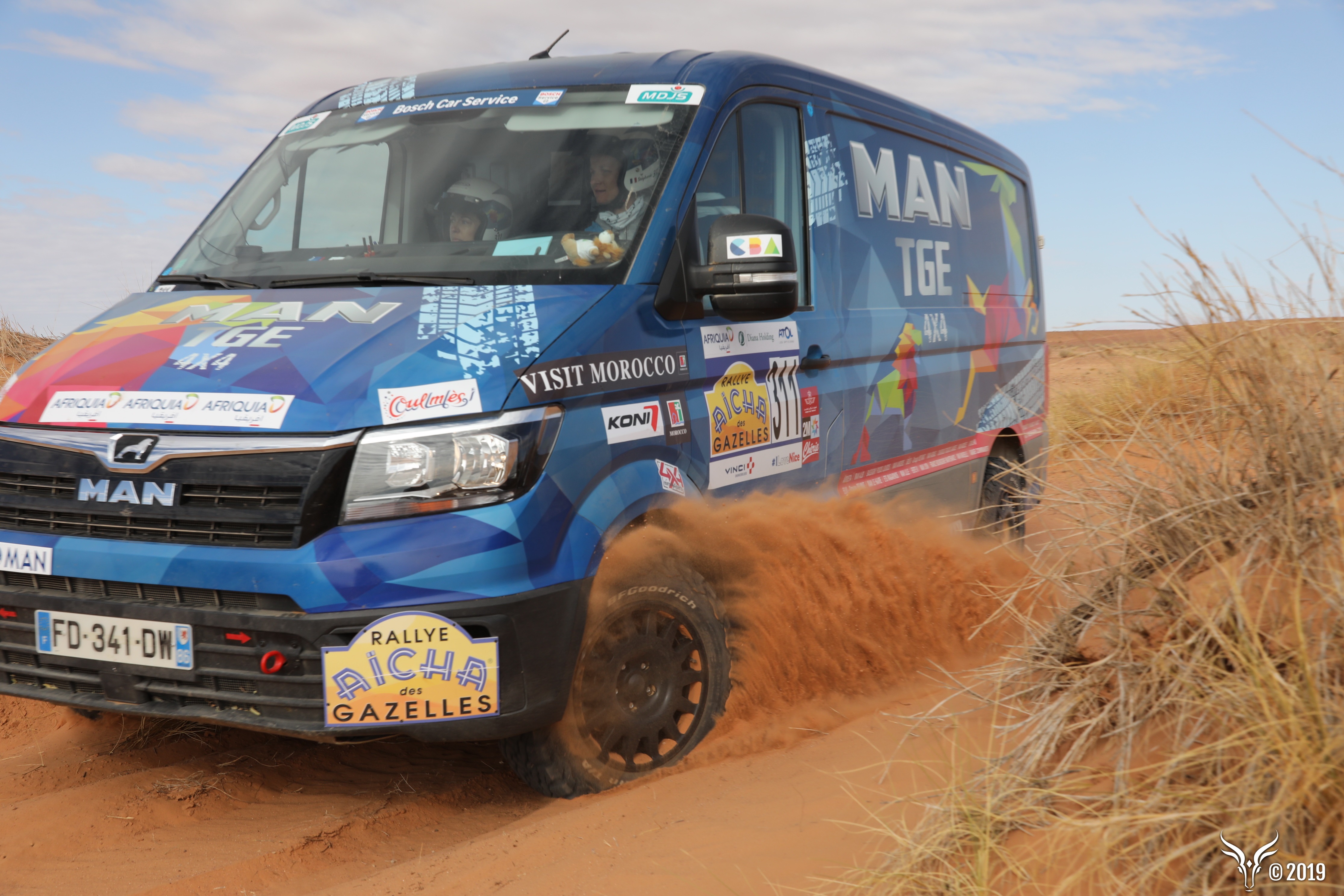 MAN Team mit TGE 4x4 bei der 29. Rallye Aïcha des Gazelles auf dem Podium