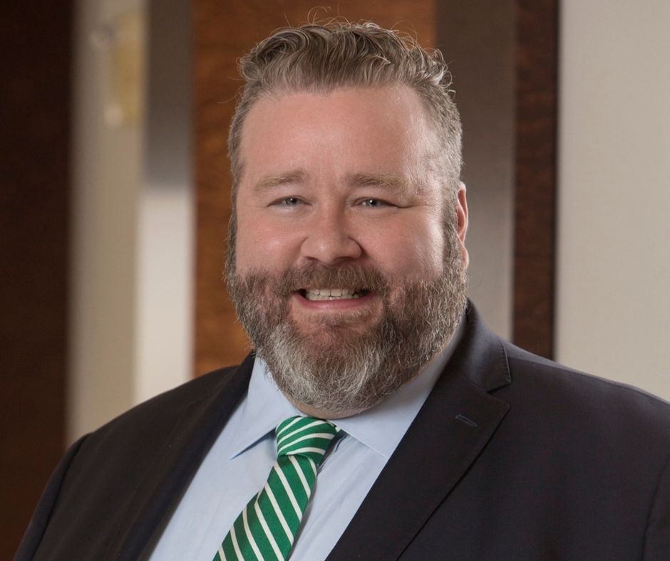 Timothy O'Connell receives Pro Bono Publico award