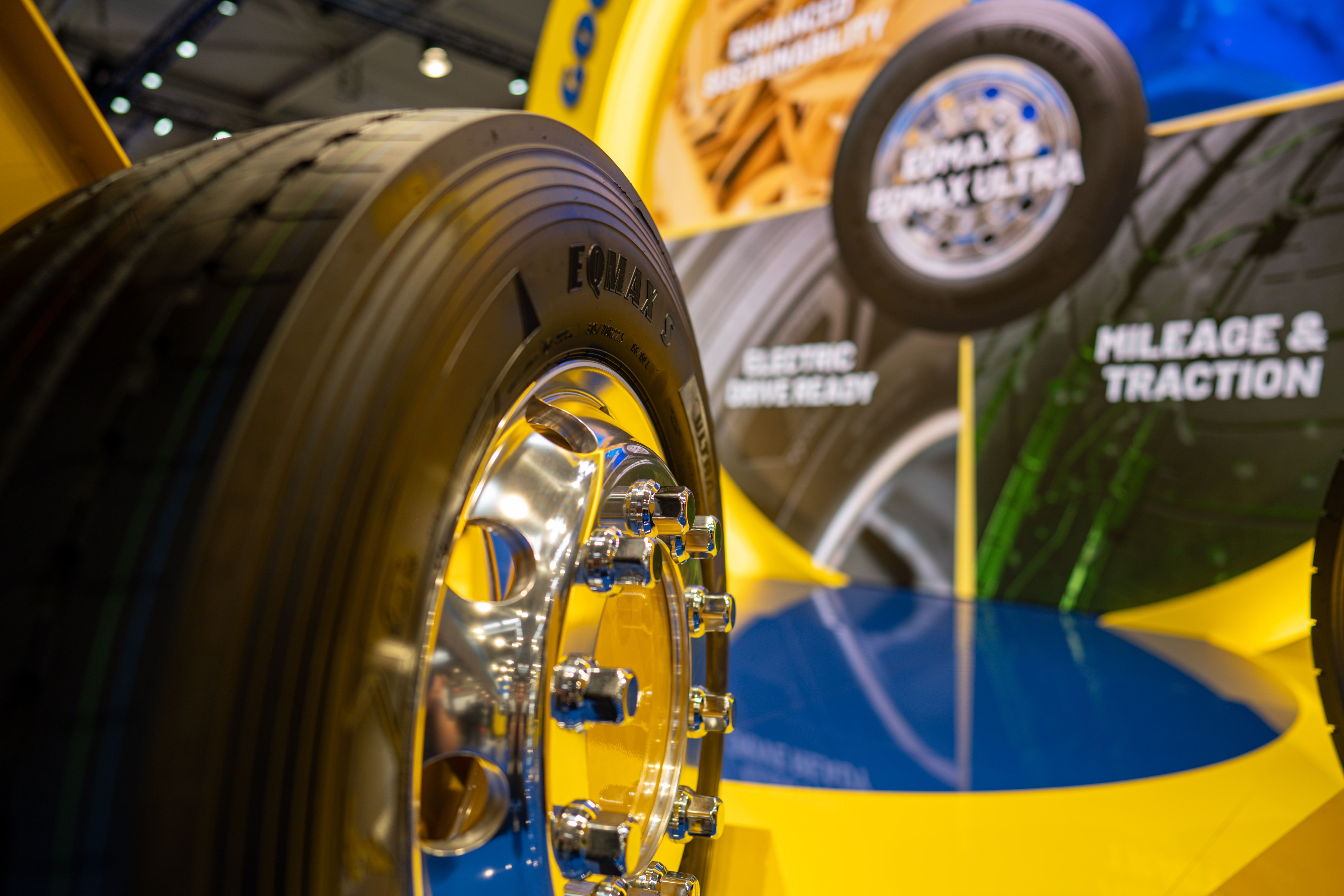 Goodyear unveils EQMAX and EQMAX ULTRA: a new generation of premium truck tires focused on ...