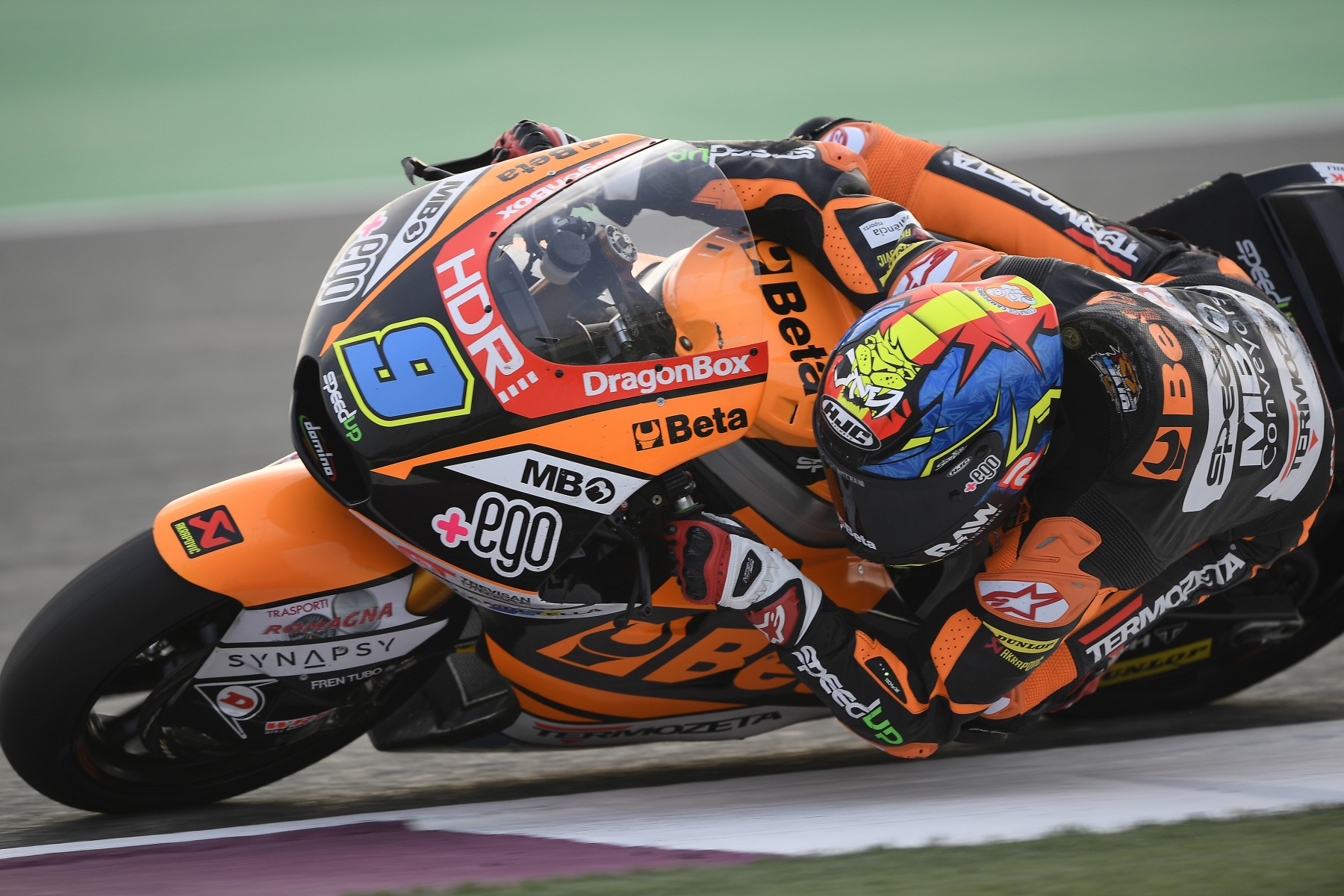 Dunlop introduces brand-new front tyres under the lights in Qatar