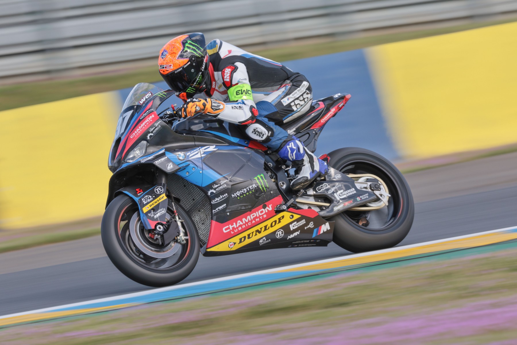 24h Motos: Dunlop teams set the pace at dramatic Le Mans season opener