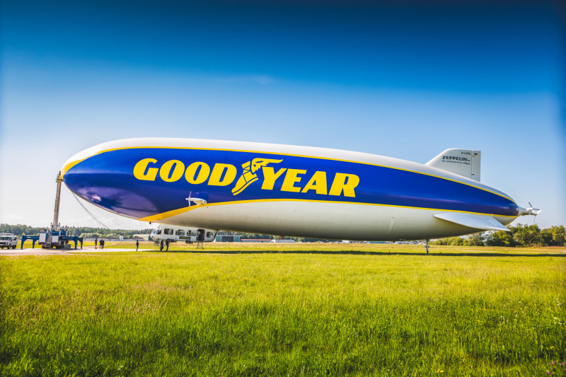 Goodyear Blimp makes first-ever visit to “Autodromo Enzo e Dino Ferrari ...
