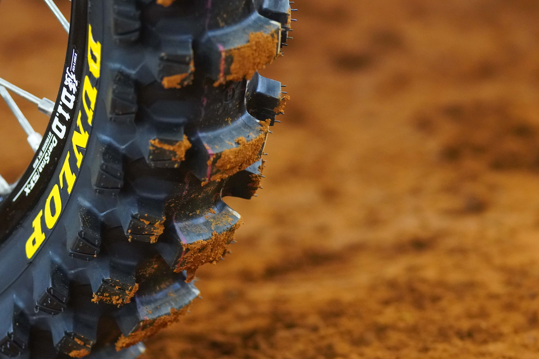 Dunlop introduces Geomax MX34: Next generation soft-mid MX tire