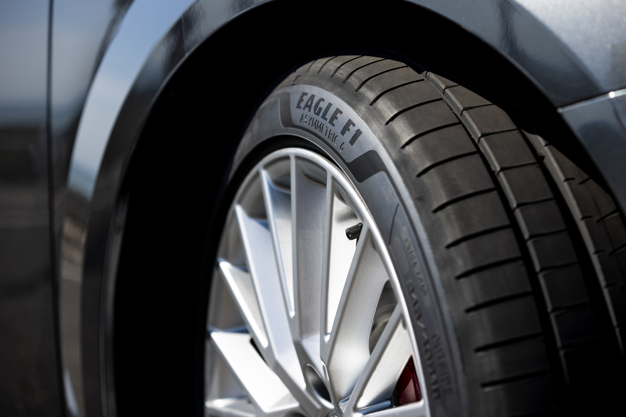 Goodyear amplia la gamma Eagle f1 Asymmetric 6 alla sua gamma più ampia di sempre