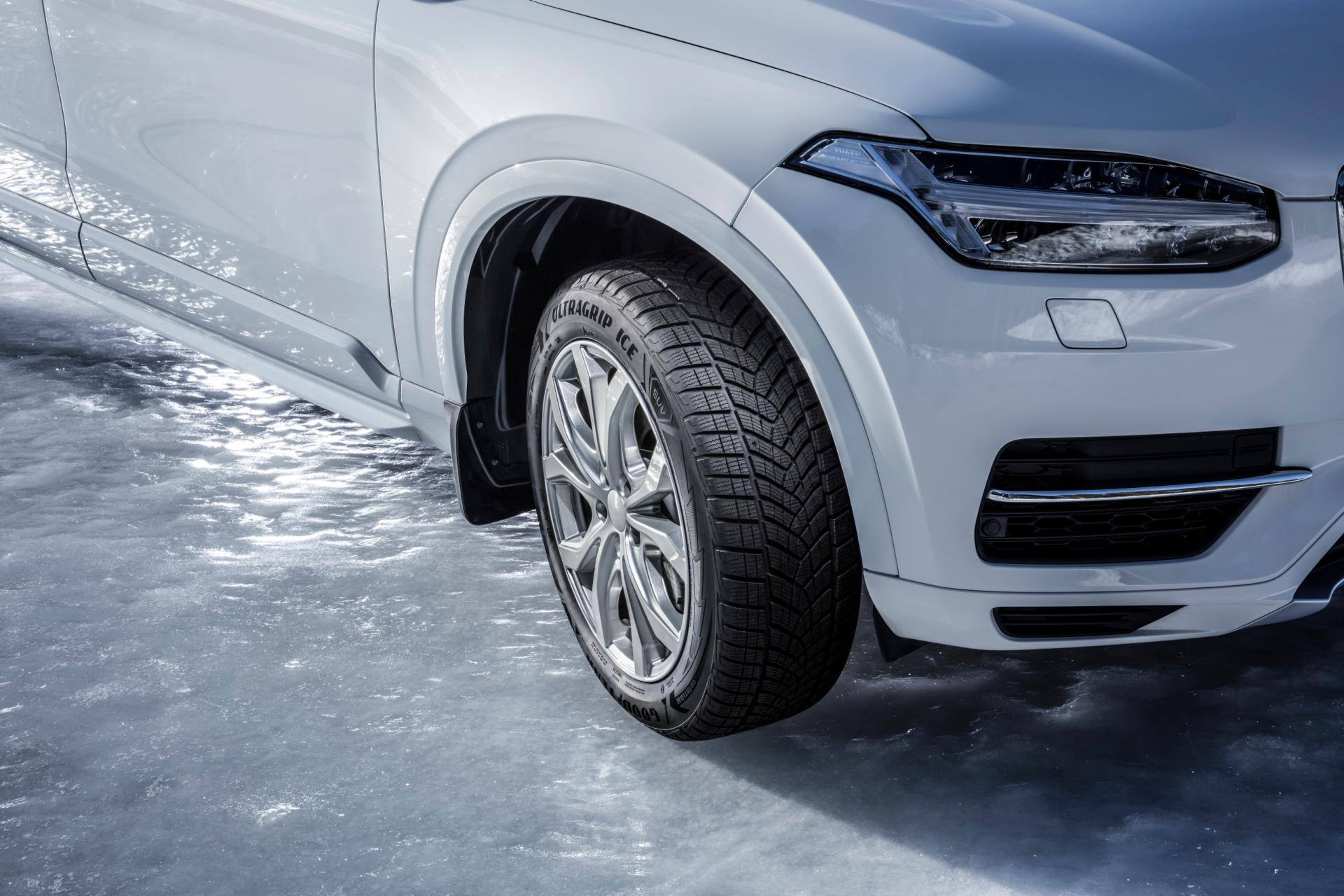 Ten top tips to navigate winter driving