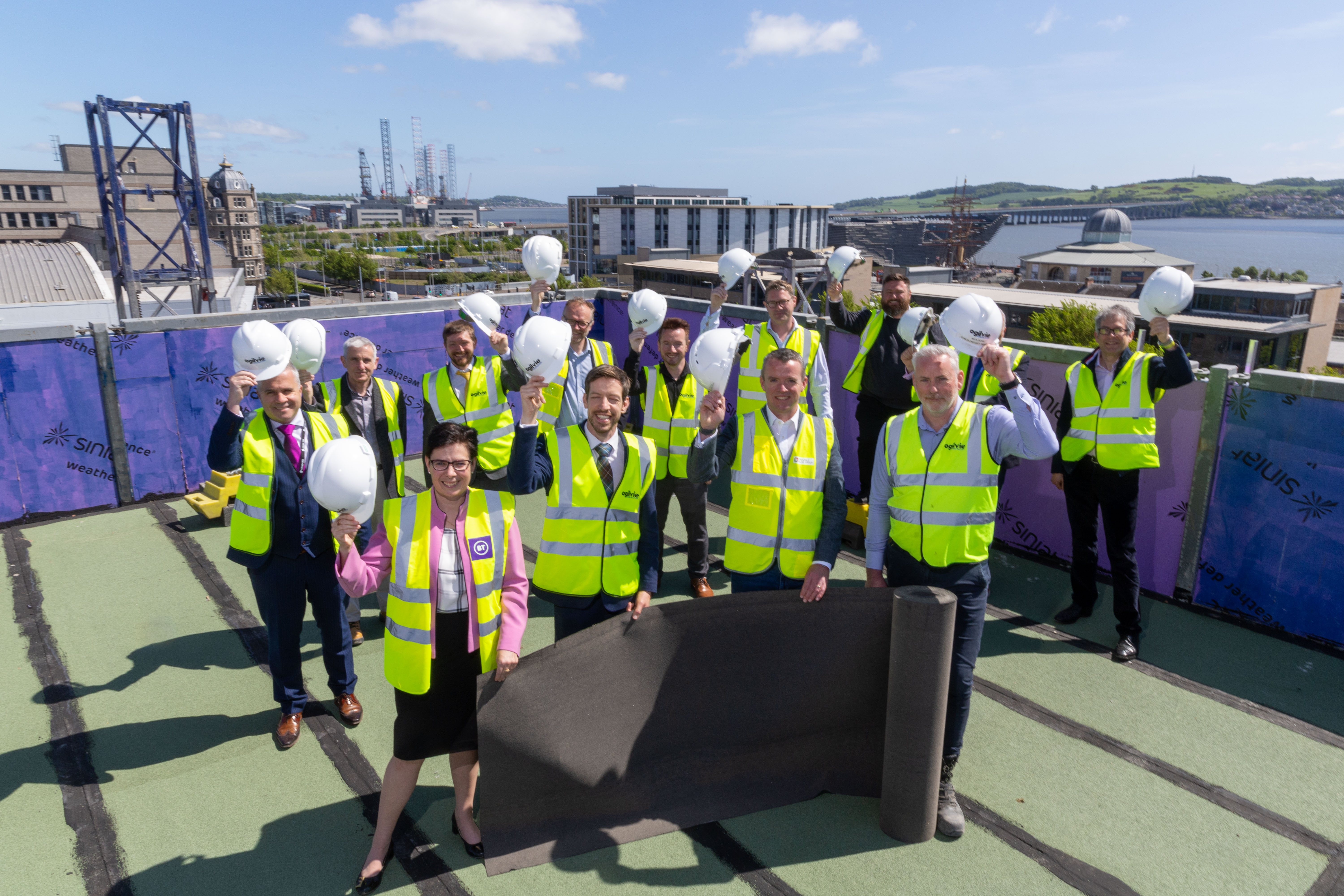 Rooftop milestone for BT Group’s state-of-the-art new Dundee home