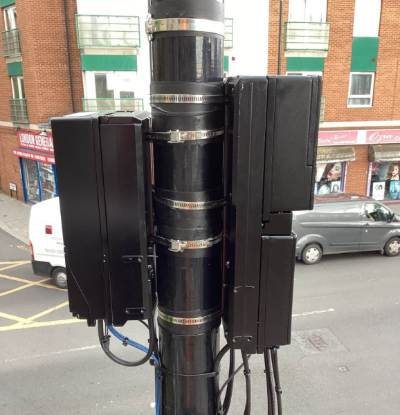 EE’s first 5G small cells go live, with capacity-boosting mini-masts now deployed at 1,000 ...