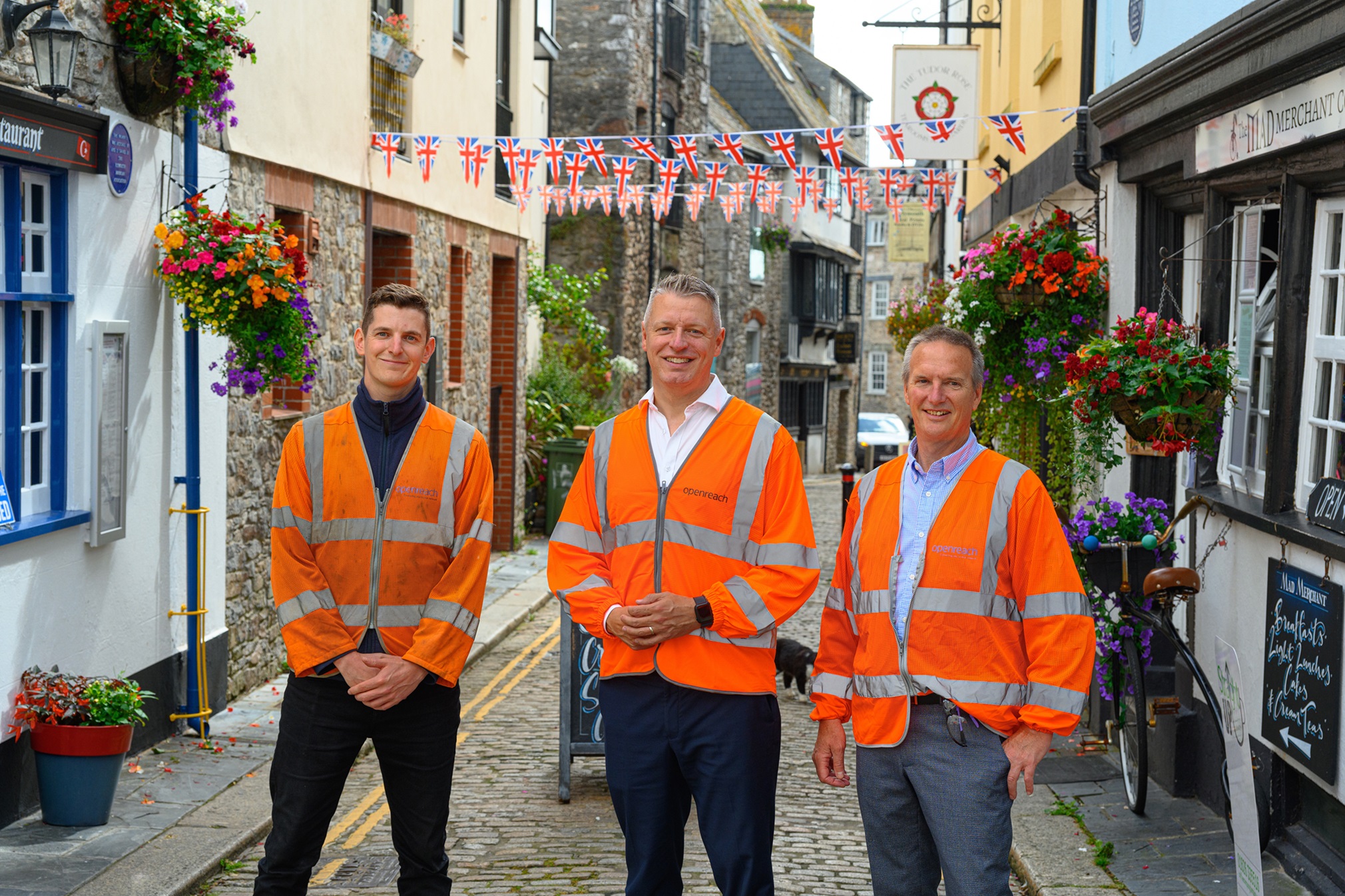 Plymouth MP welcomes ultrafast broadband upgrade