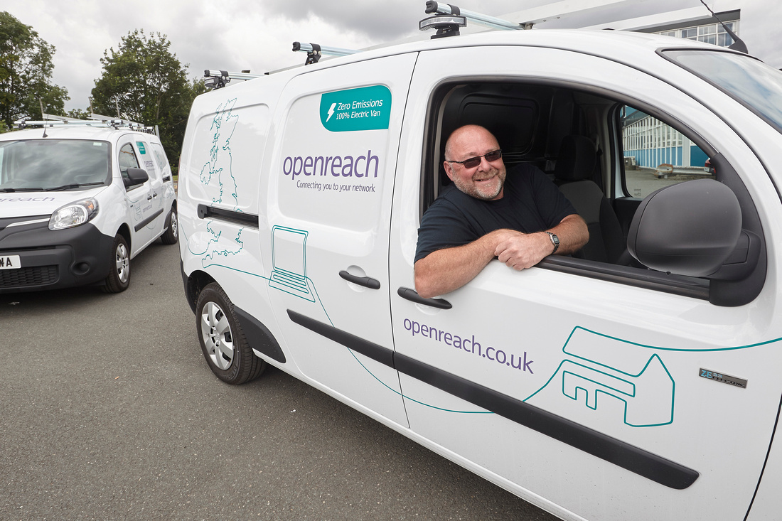 Openreach plugs-in Leeds electric vehicle trial in a bid to drive down ...