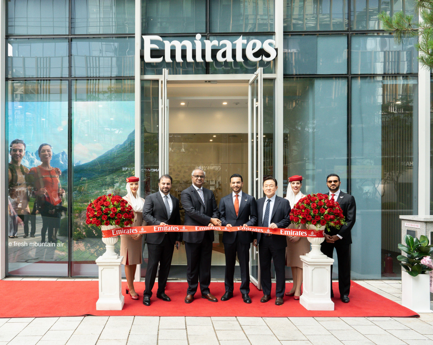Emirates Inaugurates its reimagined Travel Store in Seoul