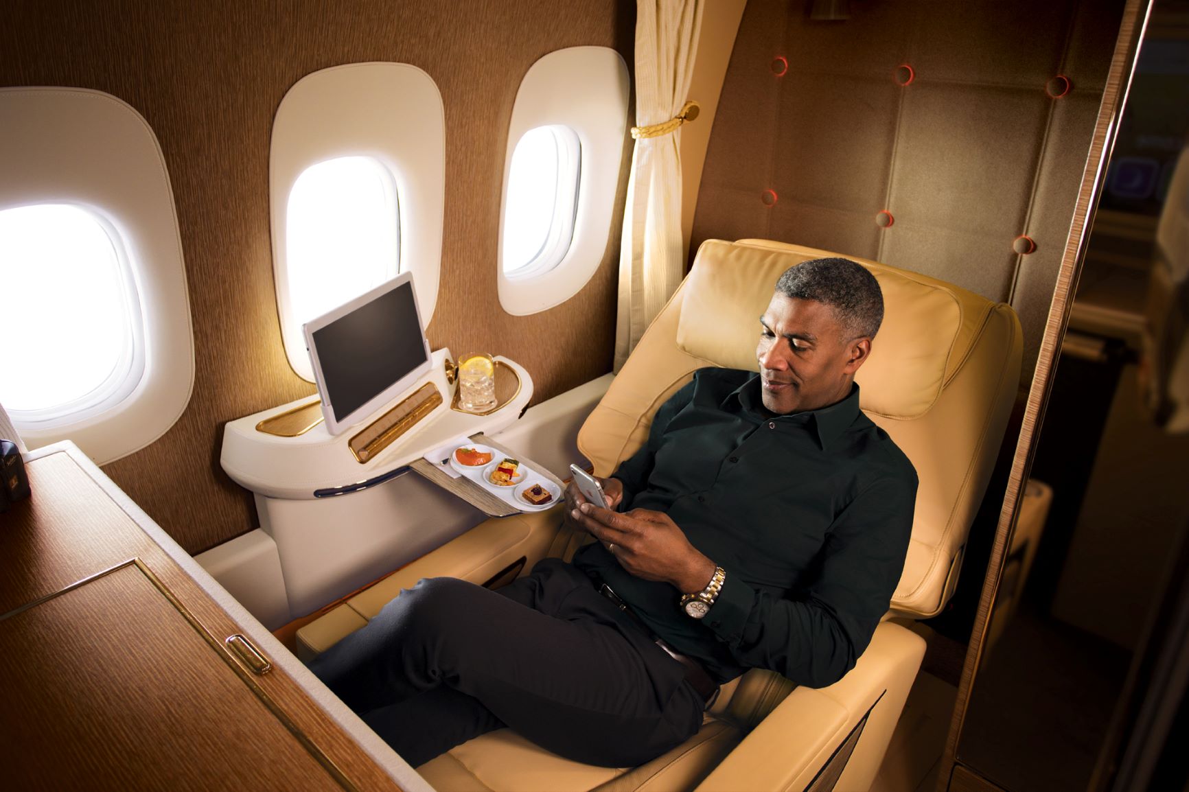 Emirates clinches 4th consecutive Best First Class award at 2020 ...