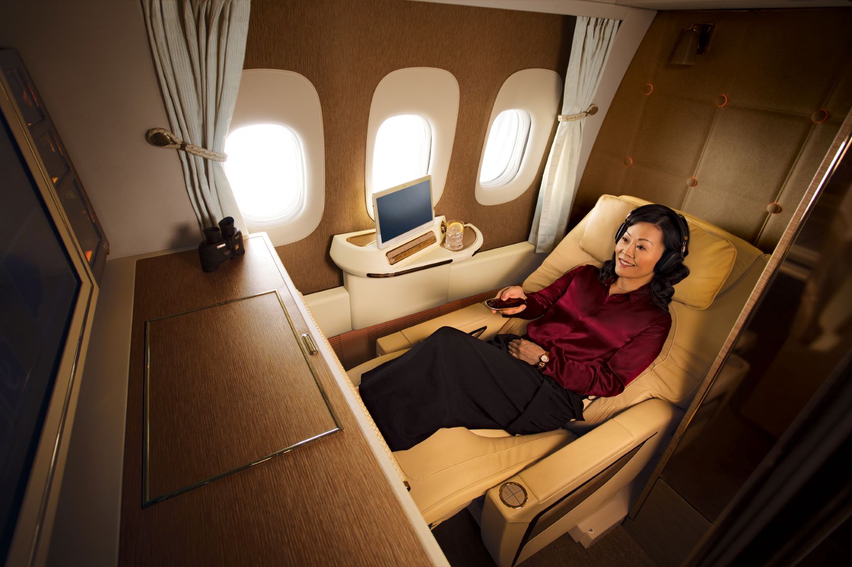 Emirates clinches 4th consecutive Best First Class award at 2020 ...