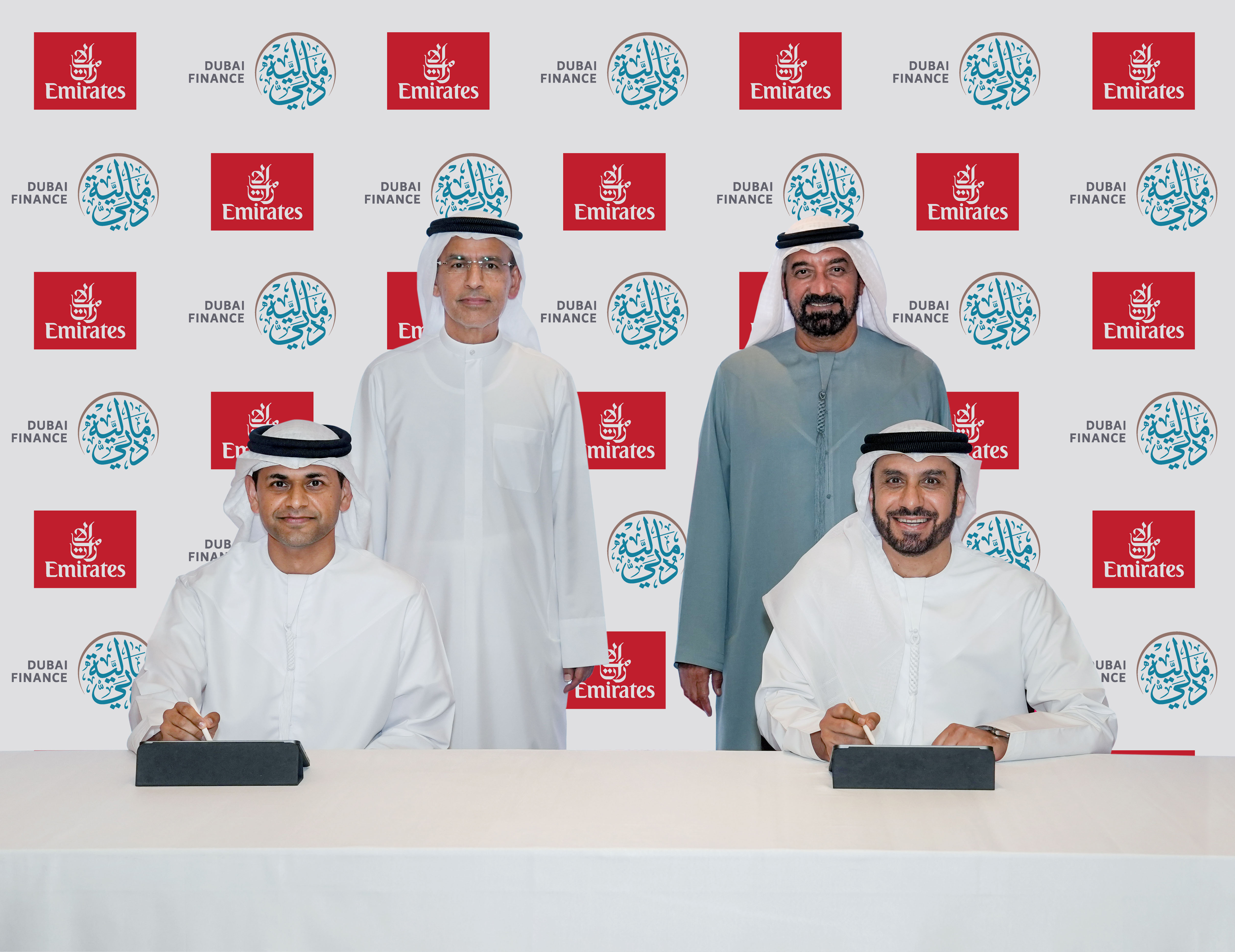 Emirates and flydubai sign with Dubai Finance