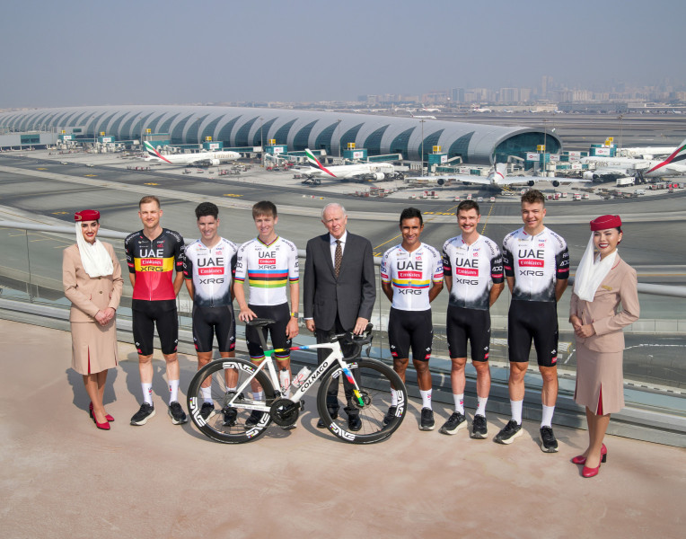 Emirates hosts UAE Team Emirates XRG