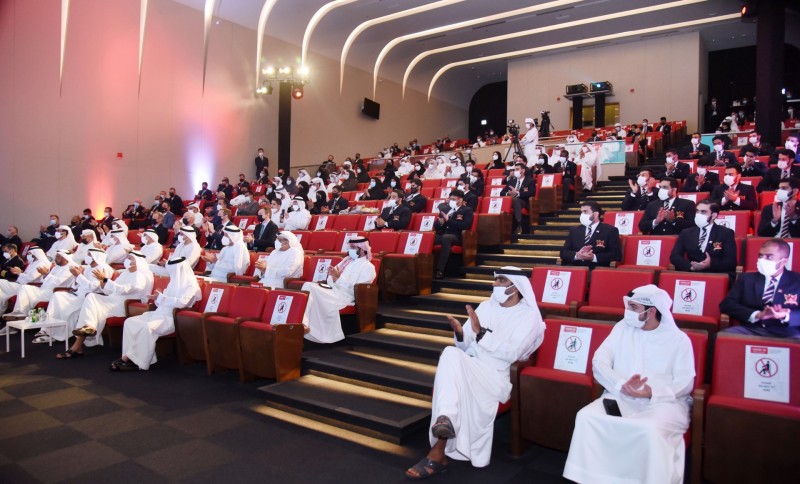 Onwards and upwards in the year of the fiftieth: Emirates Flight ...